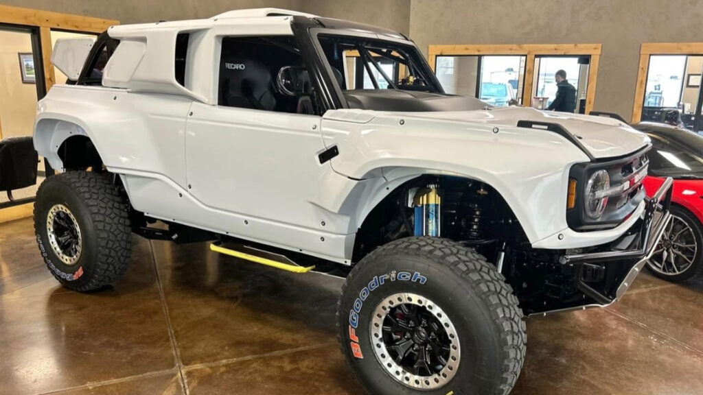 One-of-50 Ford Bronco DR V8s Allegedly Pops Up For Sale With $450,000 ...