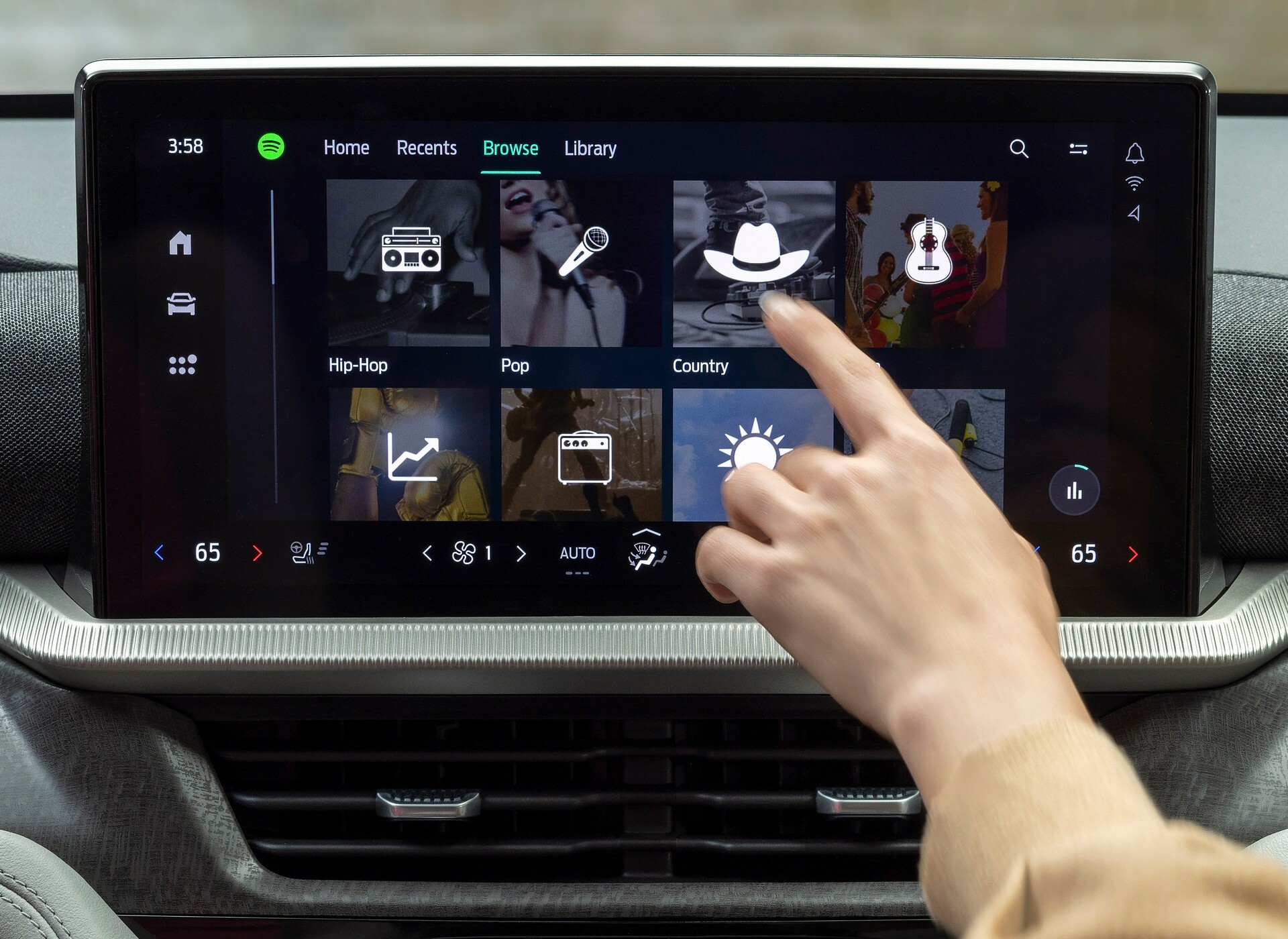 Ford’s New 3-In-1 Infotainment Has Apps, Gaming And Google, Supports ...
