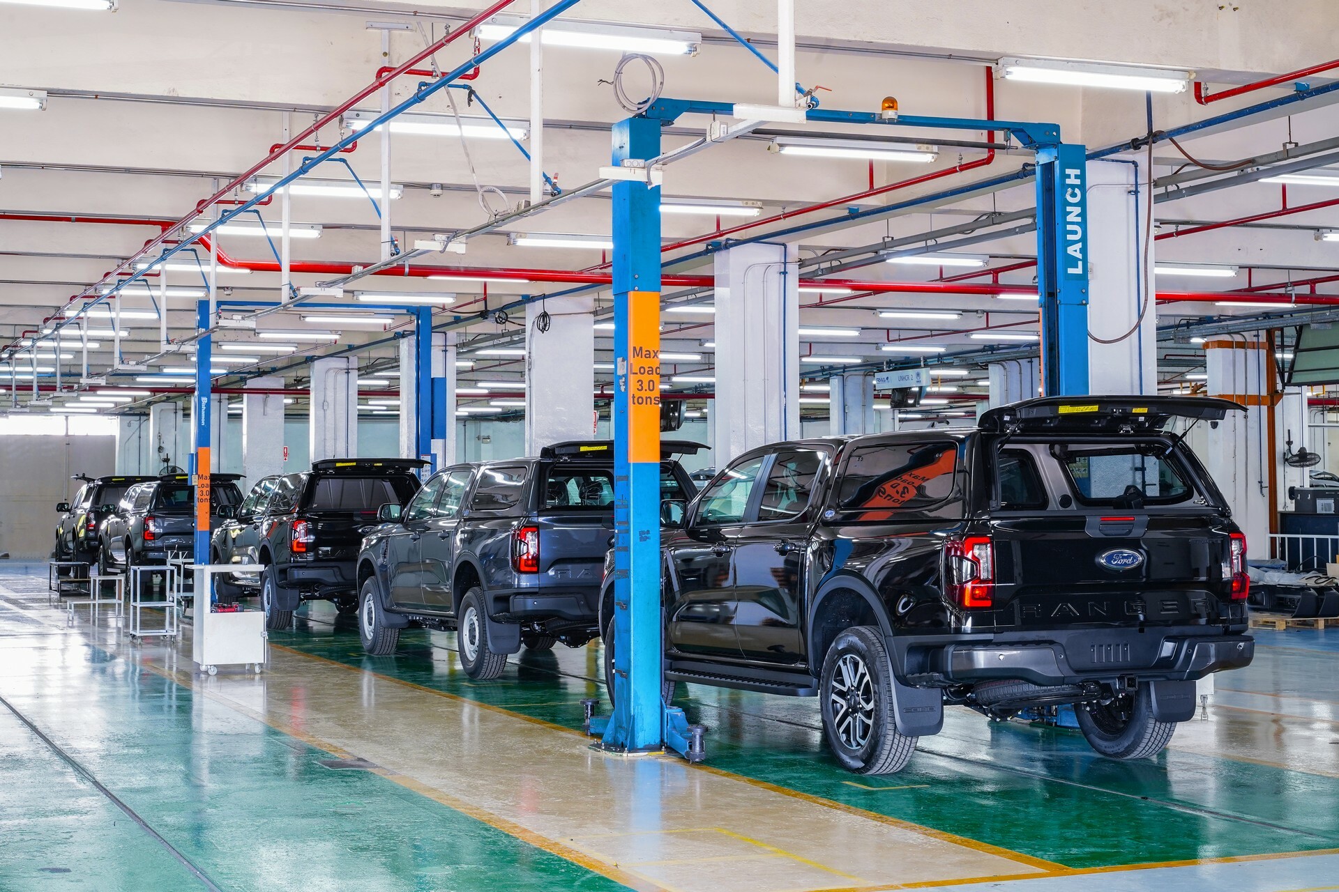 Ford Outfitting Aussie Rangers With Accessories At New Thai Center ...