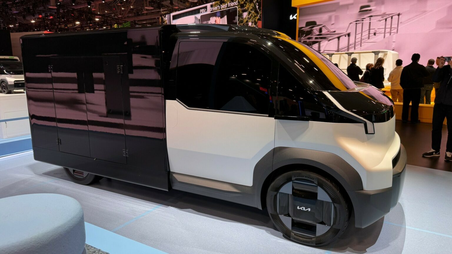 Kia And Uber Partner On Custom Ride Hailing Vehicles | Carscoops