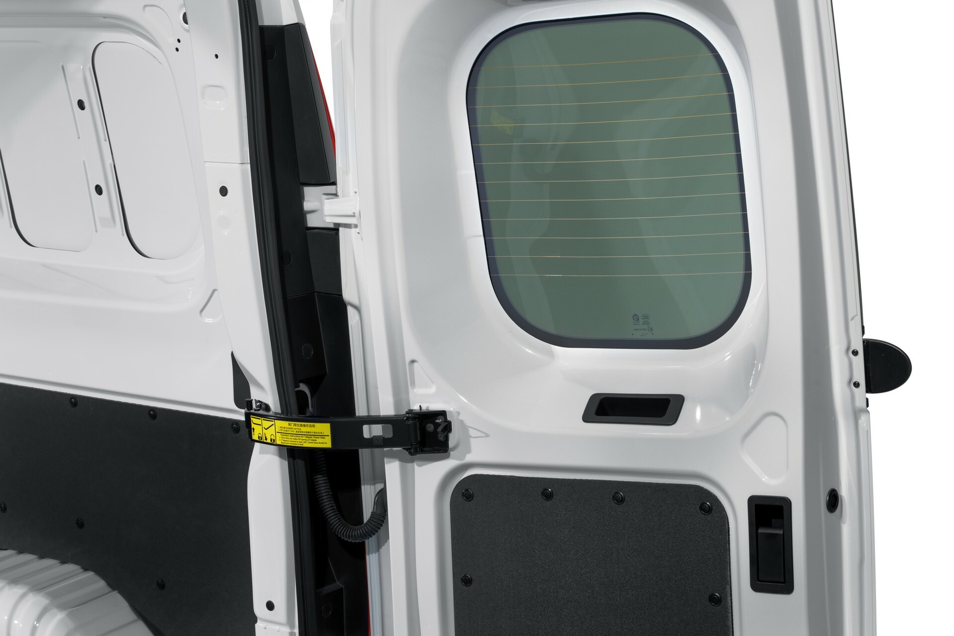 LDV eDeliver7 Electric Van Comes To Rival The Ford E-Transit Custom In ...