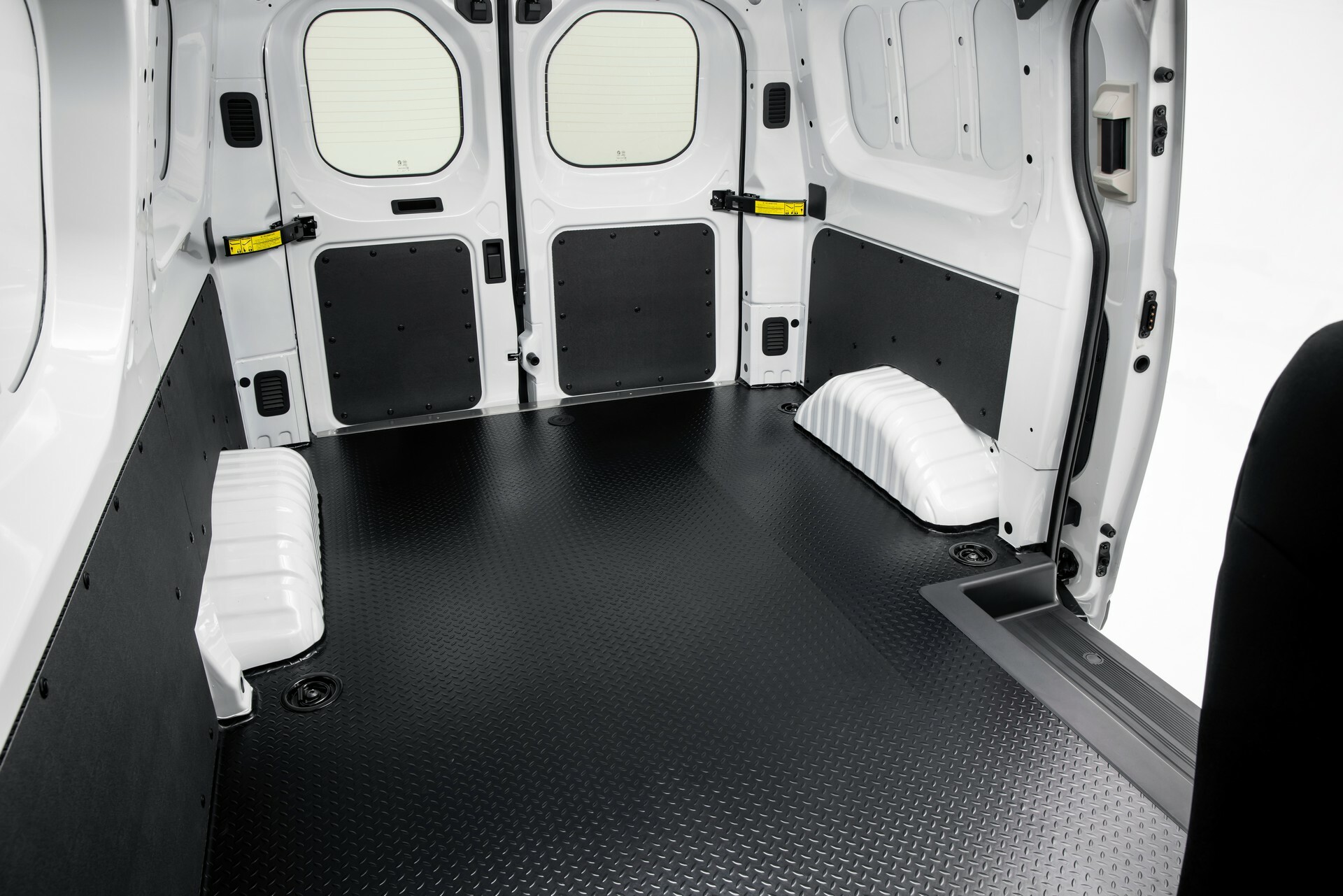 LDV eDeliver7 Electric Van Comes To Rival The Ford E-Transit Custom In ...