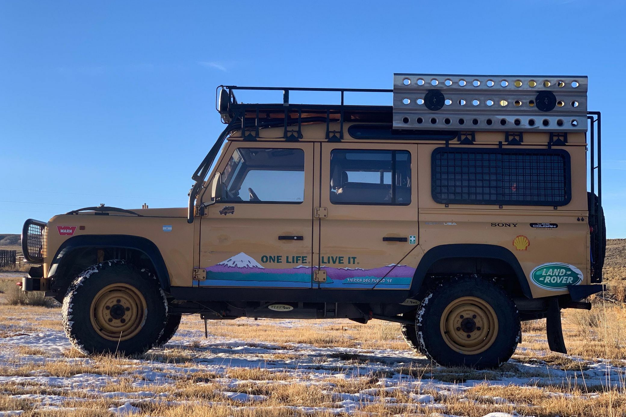 You Could Own A Land Rover Defender From The 1998 Camel Trophy | Carscoops