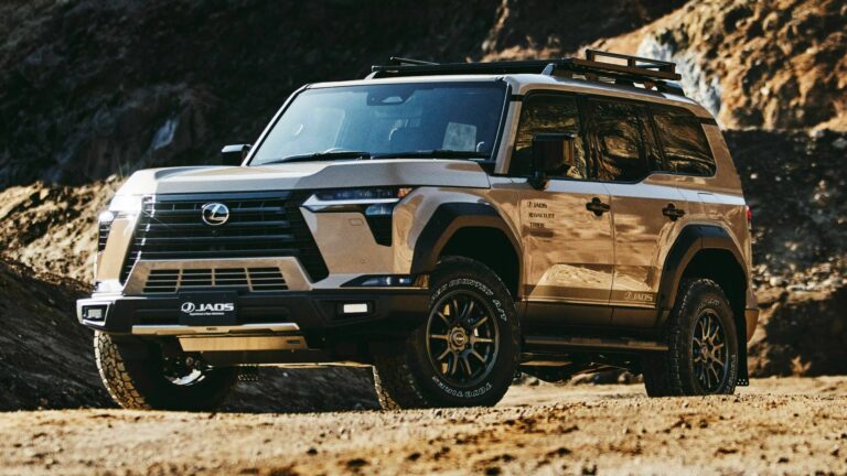 Lexus GX 550 Overtrail Leans Into Its More Adventurous Land Cruiser ...
