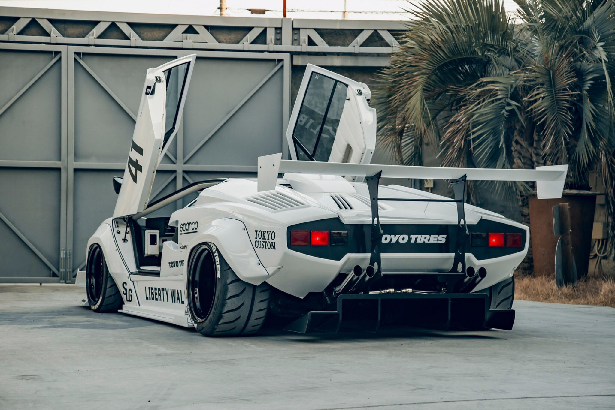 Is Liberty Walk’s Countach Better Or Worse Than The Lamborghini OG ...