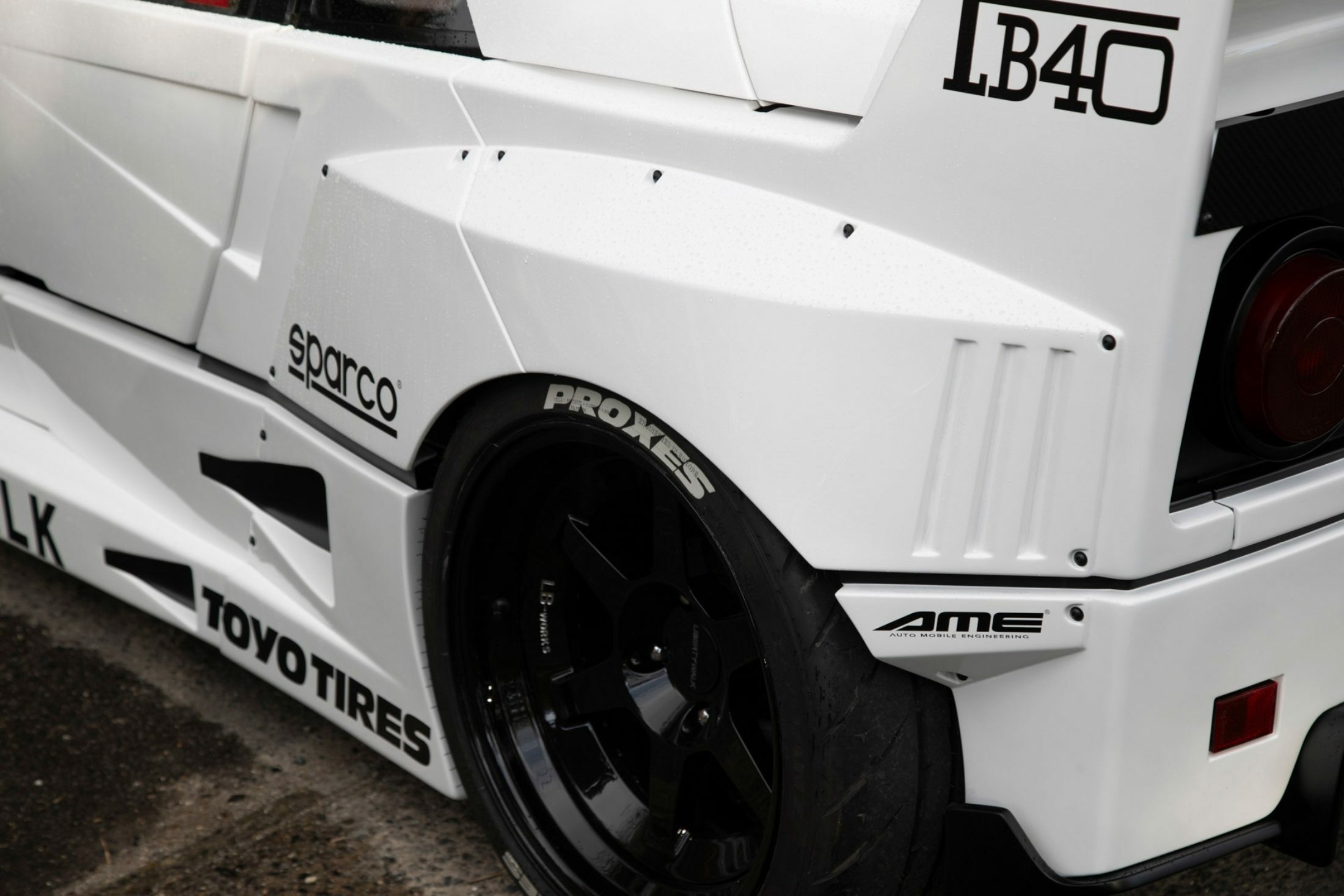 Liberty Walk Turns Autozam AZ-1 Kei Car Into A Cute Ferrari F40 Replica ...