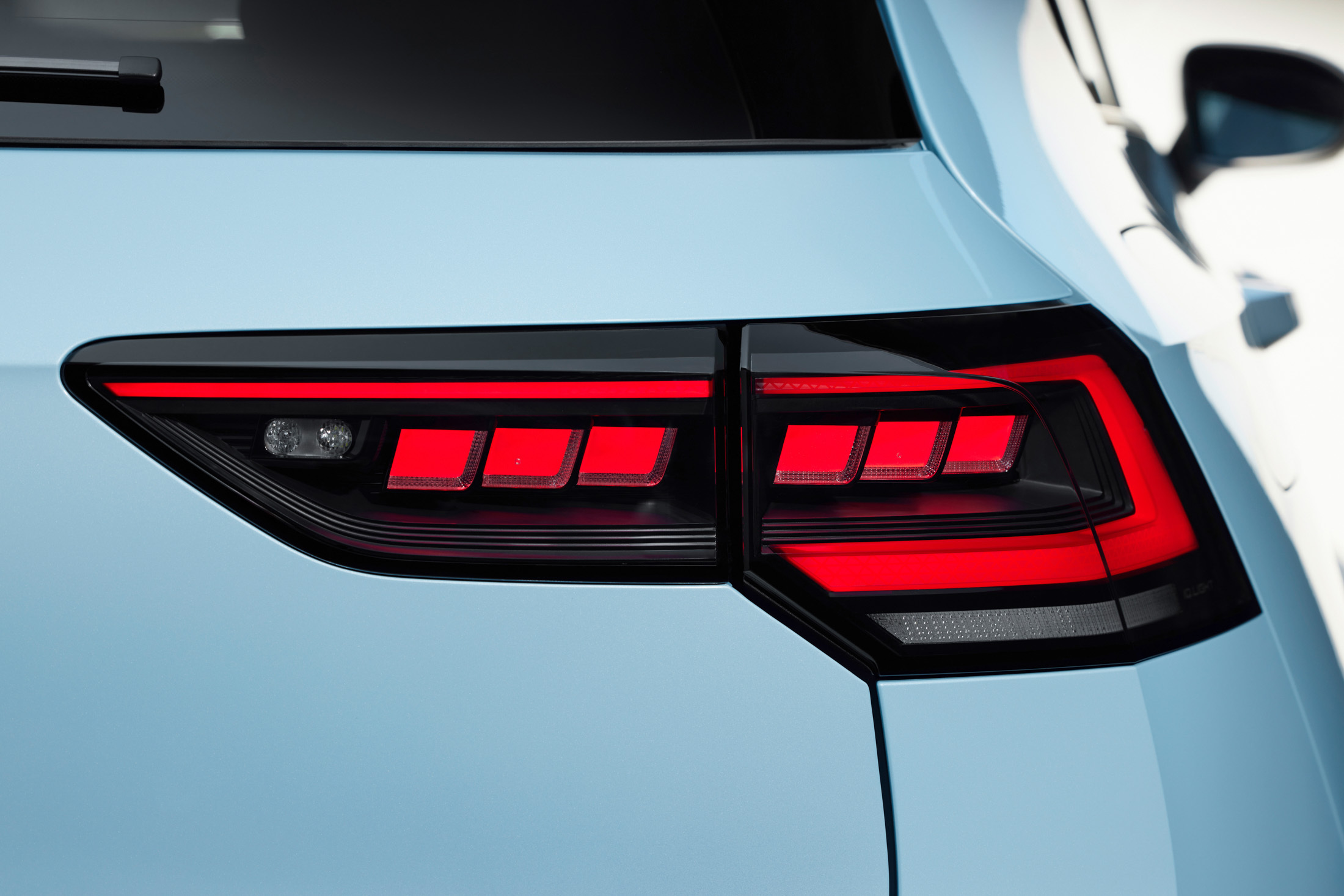 Final ICE VW Golf Debuts With Buttons, More Power And Massive PHEV ...