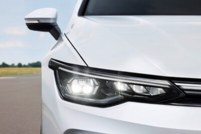 Final ICE VW Golf Debuts With Buttons, More Power And Massive PHEV ...
