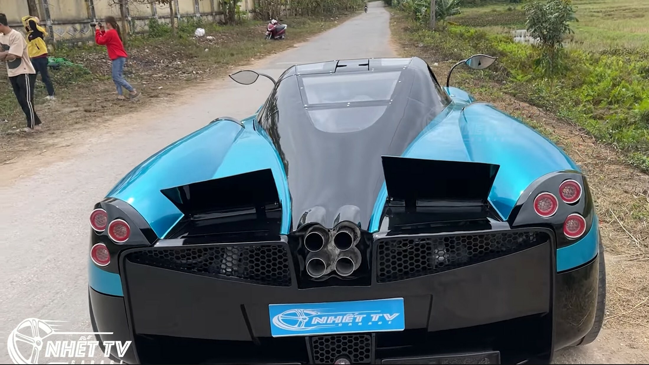 This Pagani Huayra Replica With A Daewoo Engine Is Actually Quite ...