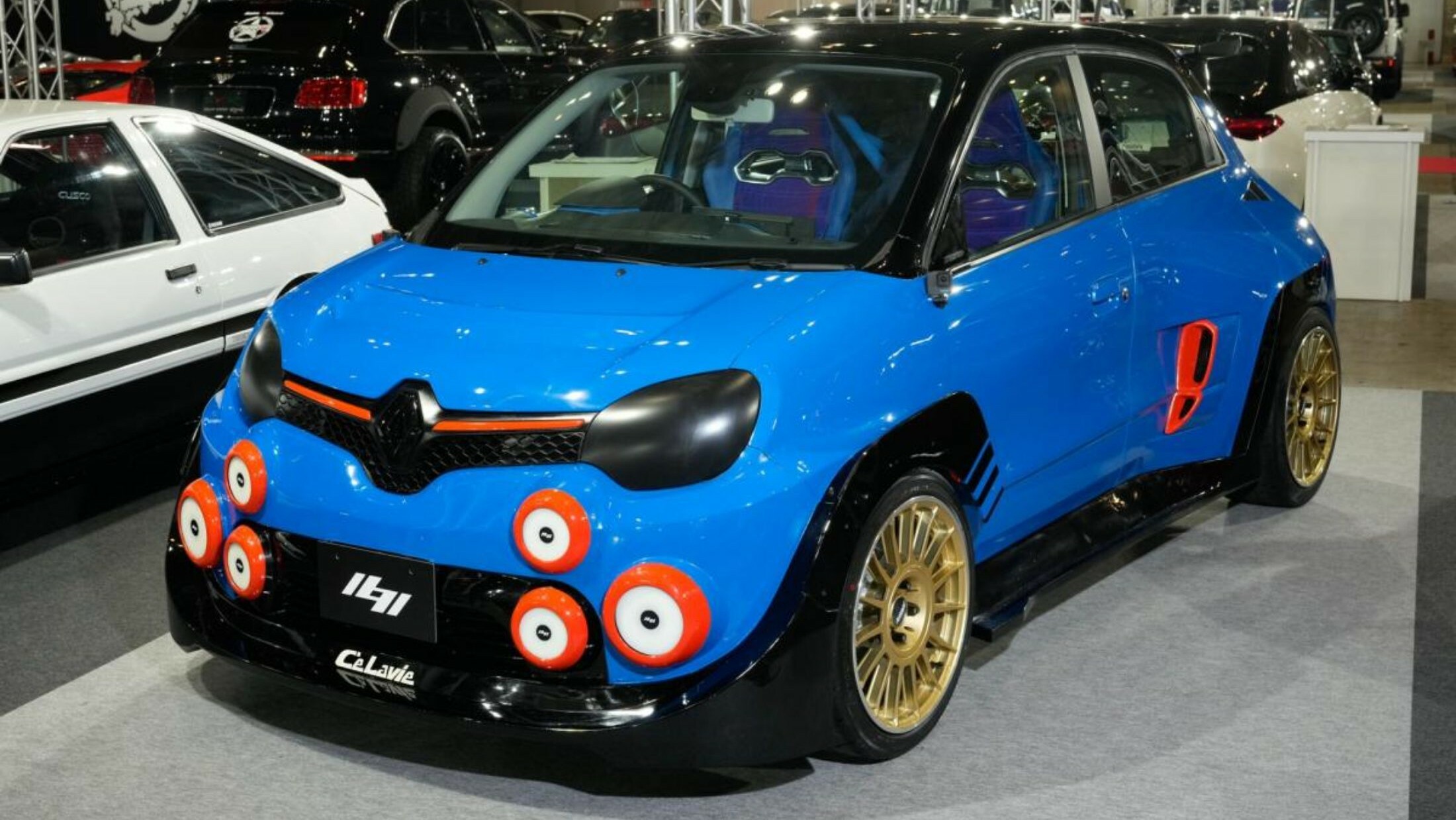 C’eLavie 105 Maxi Is A Widebody Renault Twingo From Japan That Will ...