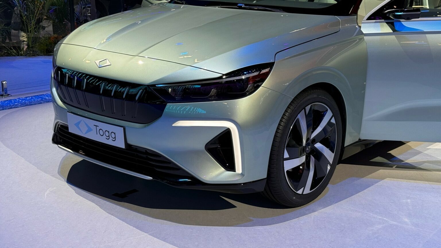Togg T10F Electric Sedan Unveiled At CES With Up To 429 HP | Carscoops