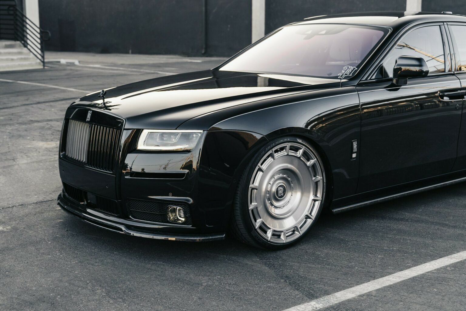 Has Urban Automotive Built The Perfect Modded Rolls-Royce Ghost ...
