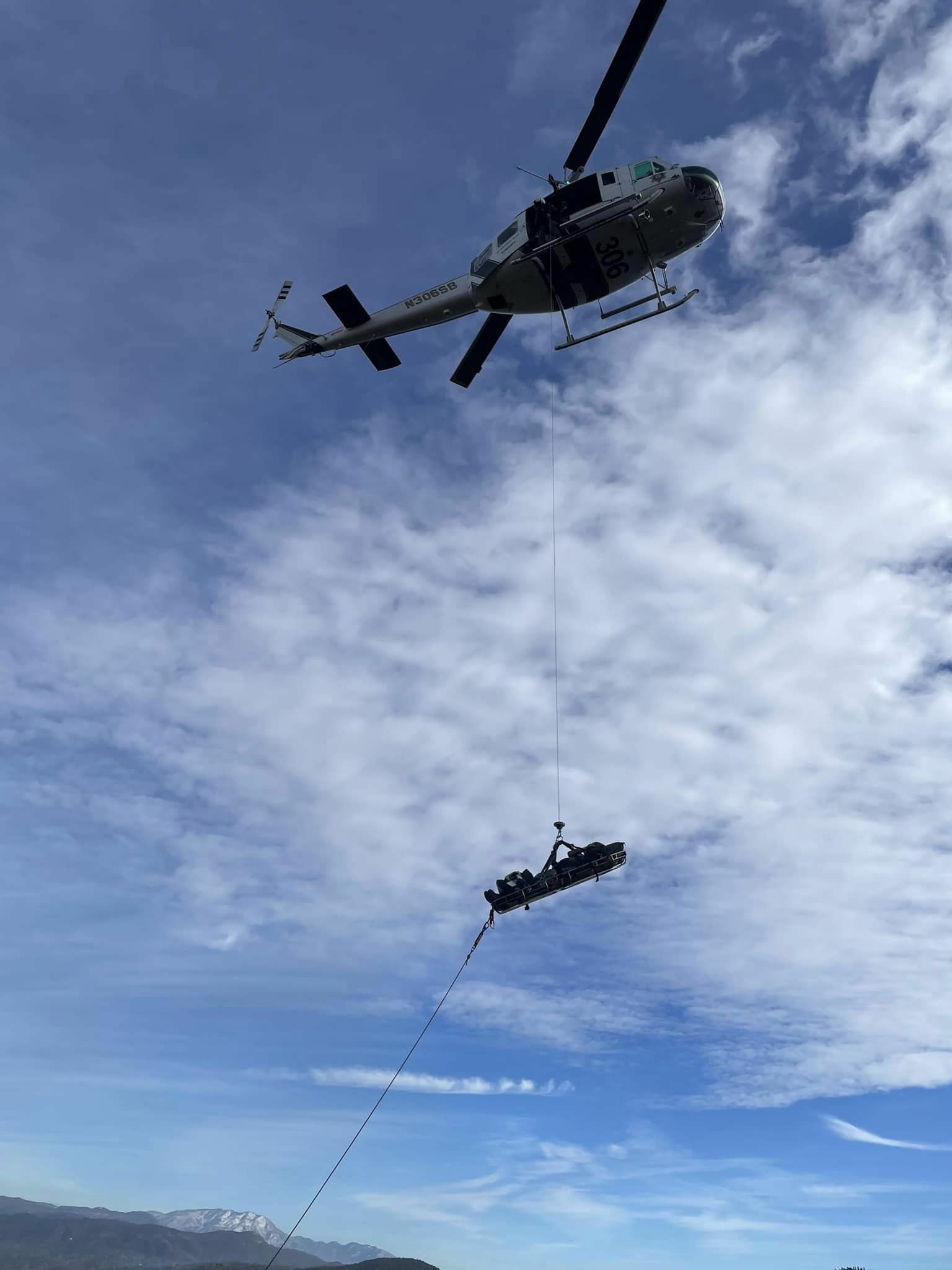 Jeep Takes A Tumble And Traps Driver On Remote Off-Road Trail Sparking ...