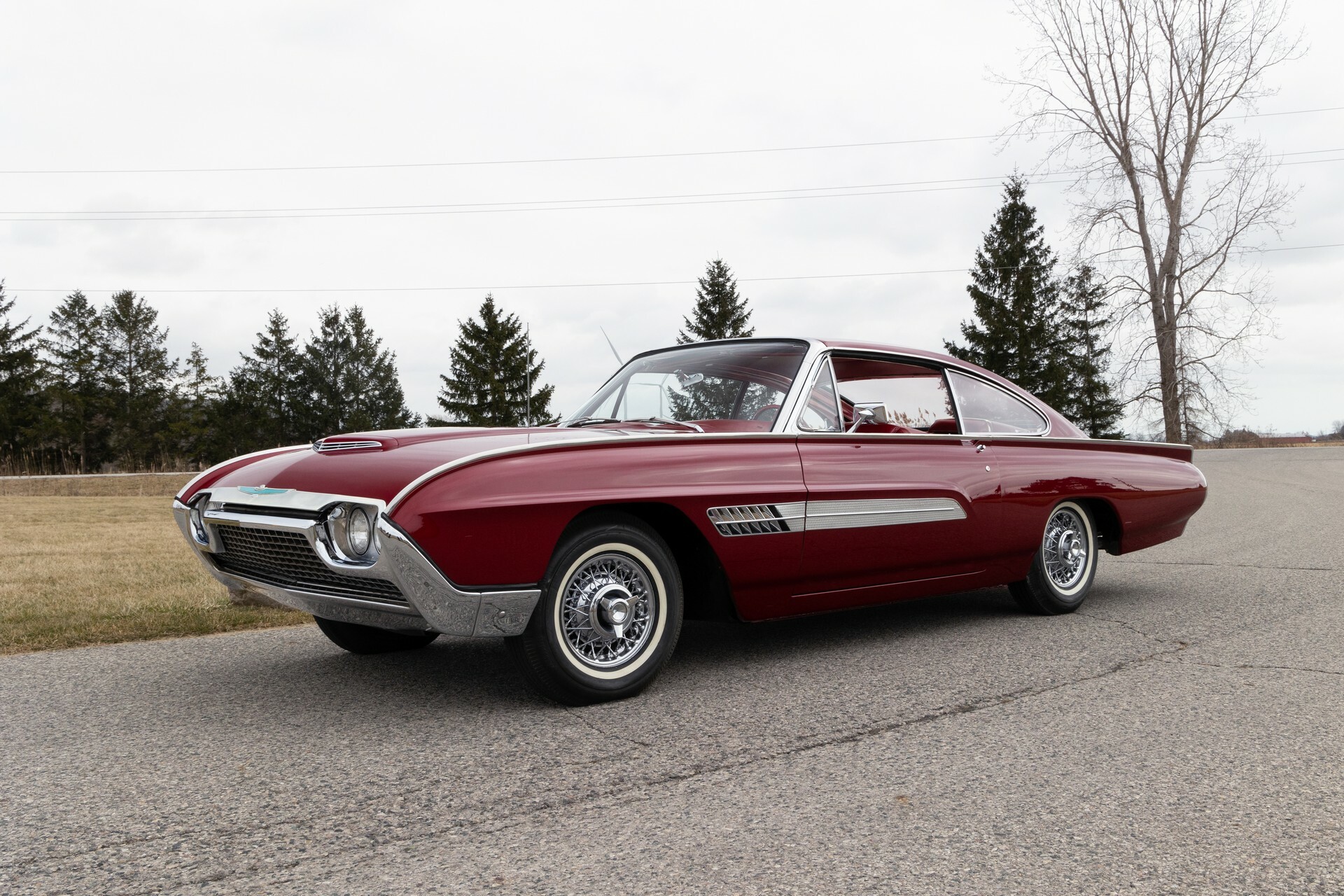 Classic Thunderbird Italien Show Car Is The Real Ford Vs Ferrari ...