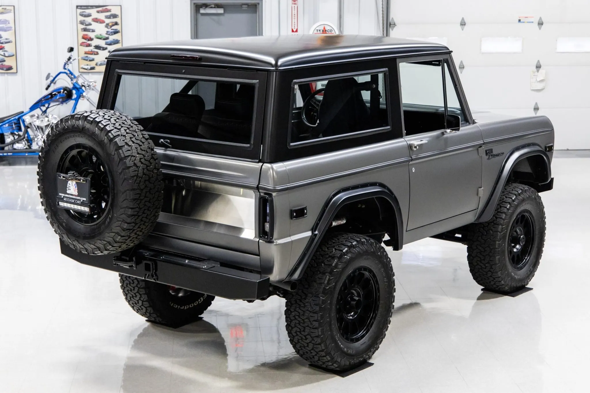 Ford Bronco 78 Levantado