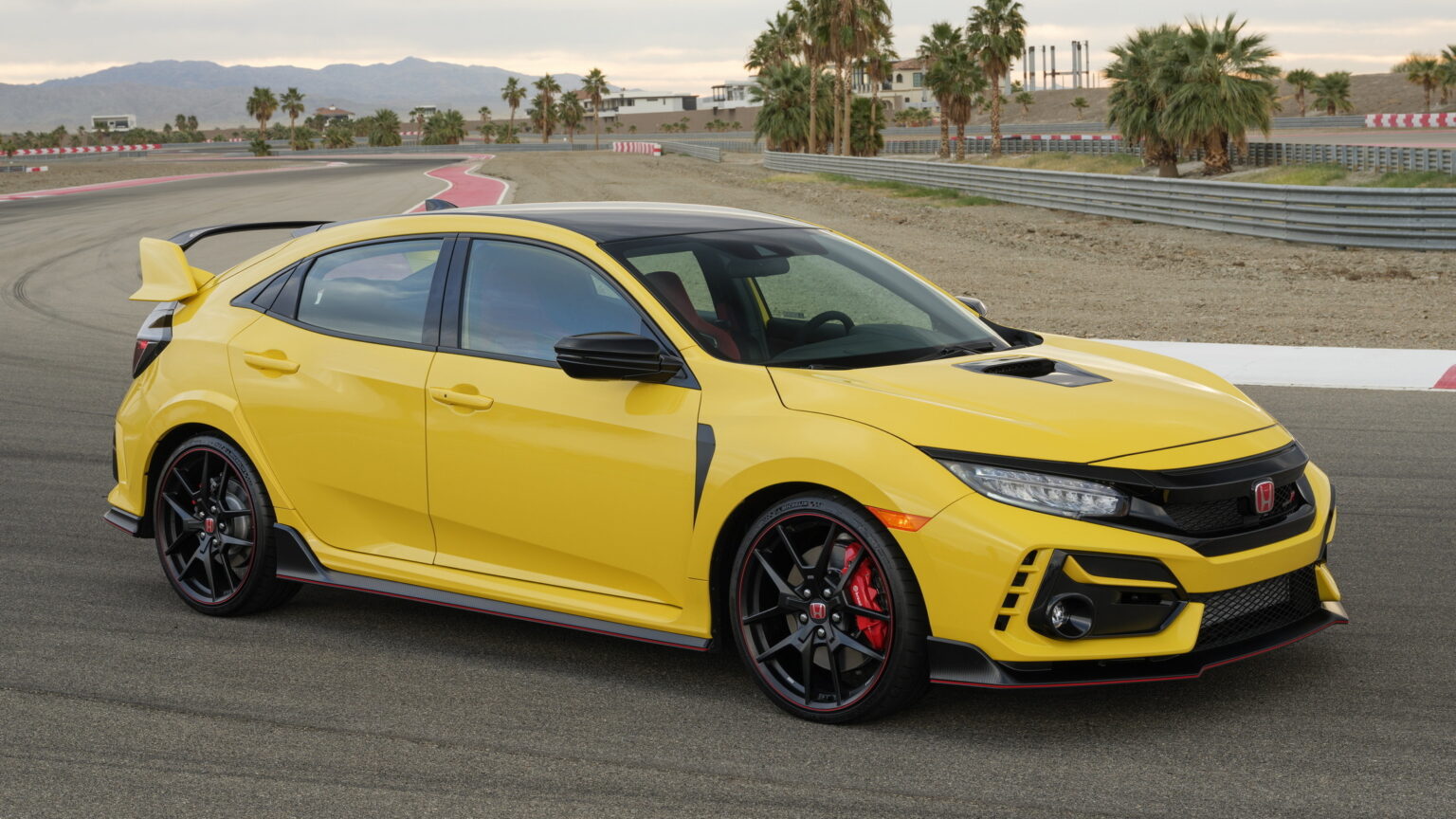 Honda Recalls 750k Cars With Airbags That Could Deploy With A Child In ...