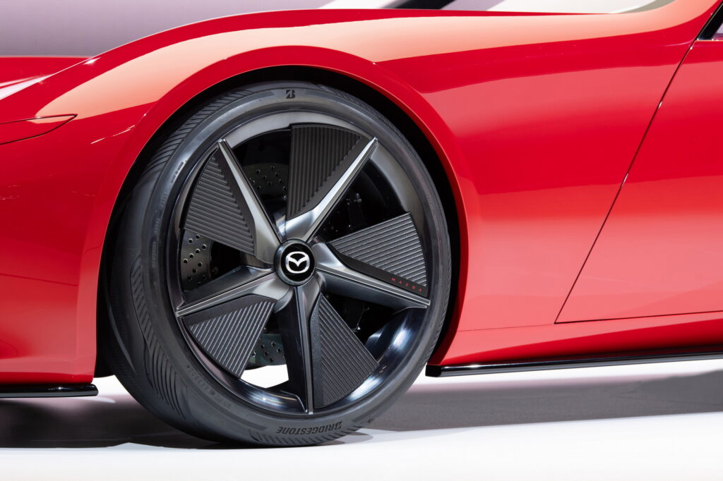 RX-7 Reborn? Mazda Design Boss Really Wants Iconic SP’s Production ...