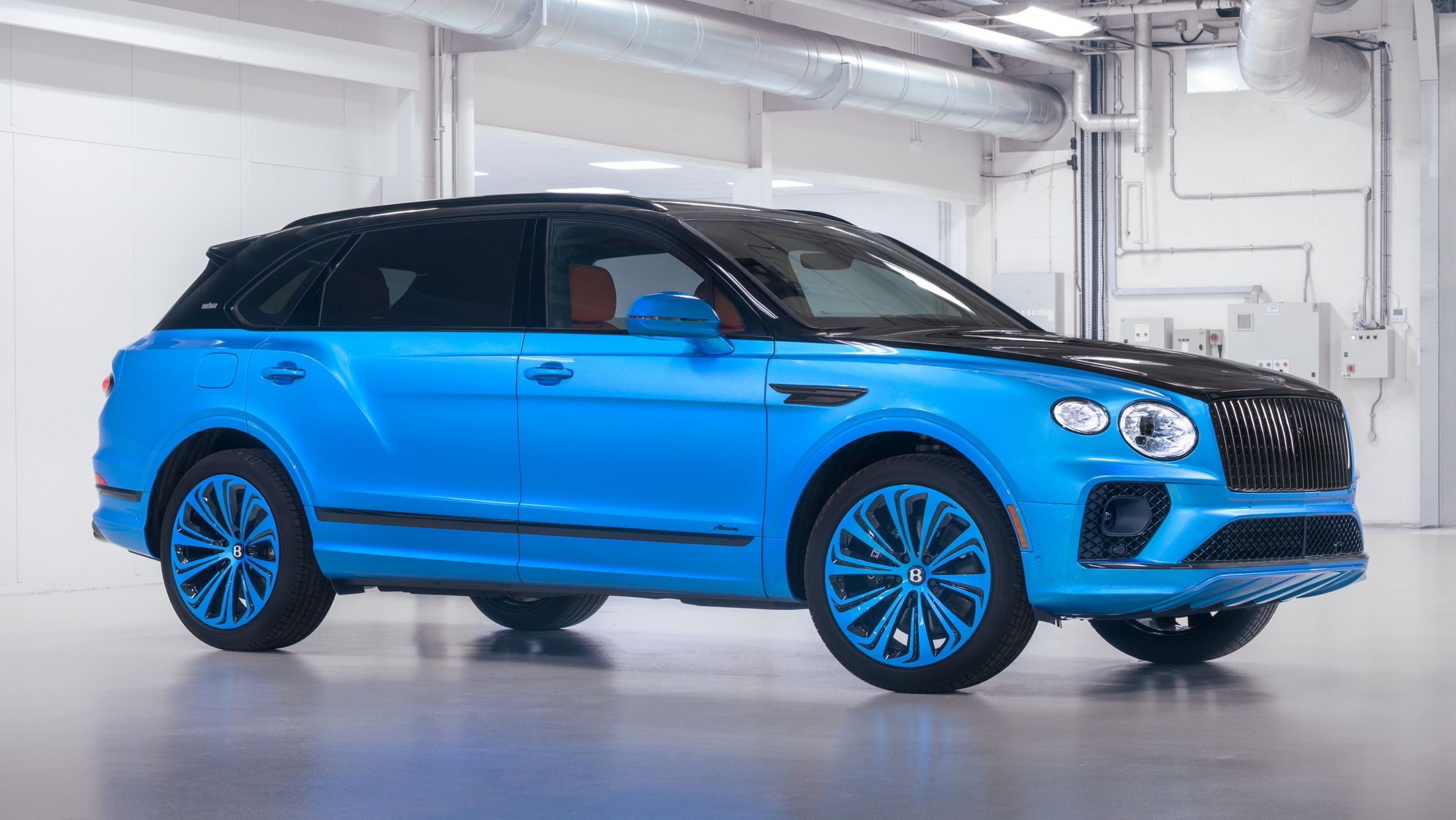 Couple Wanted A Two-Tone Bentayga, So Bentley Launched The Option A ...