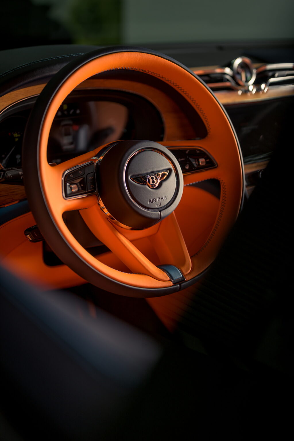 Couple Wanted A Two-Tone Bentayga, So Bentley Launched The Option A ...