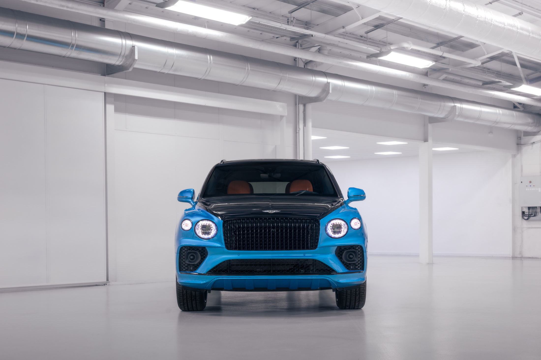 Couple Wanted A Two-Tone Bentayga, So Bentley Launched The Option A ...