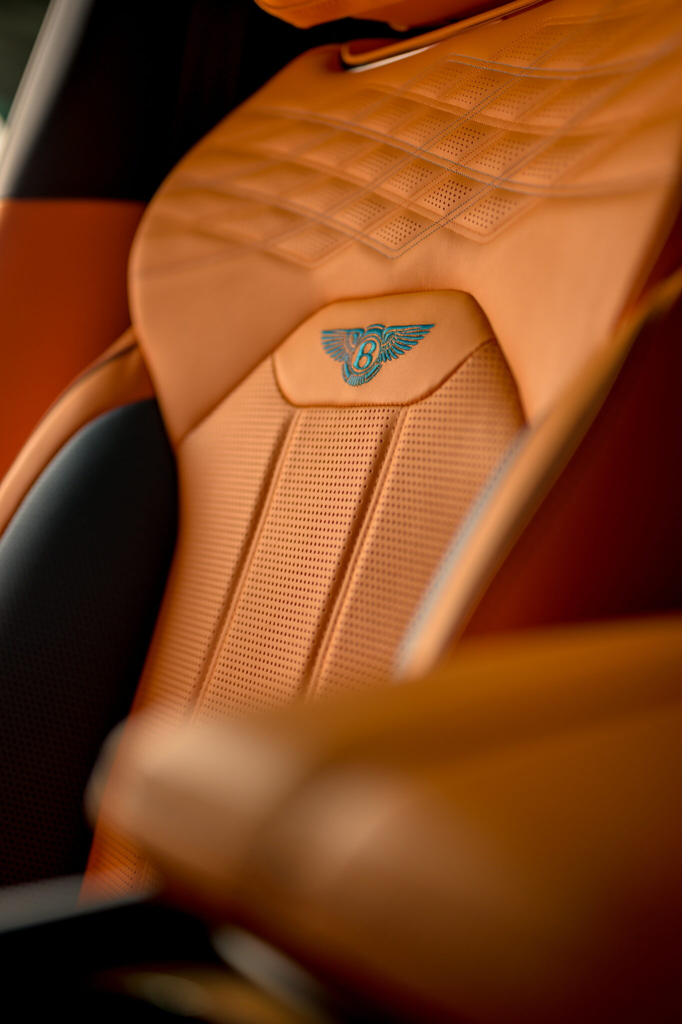 Couple Wanted A Two-Tone Bentayga, So Bentley Launched The Option A ...