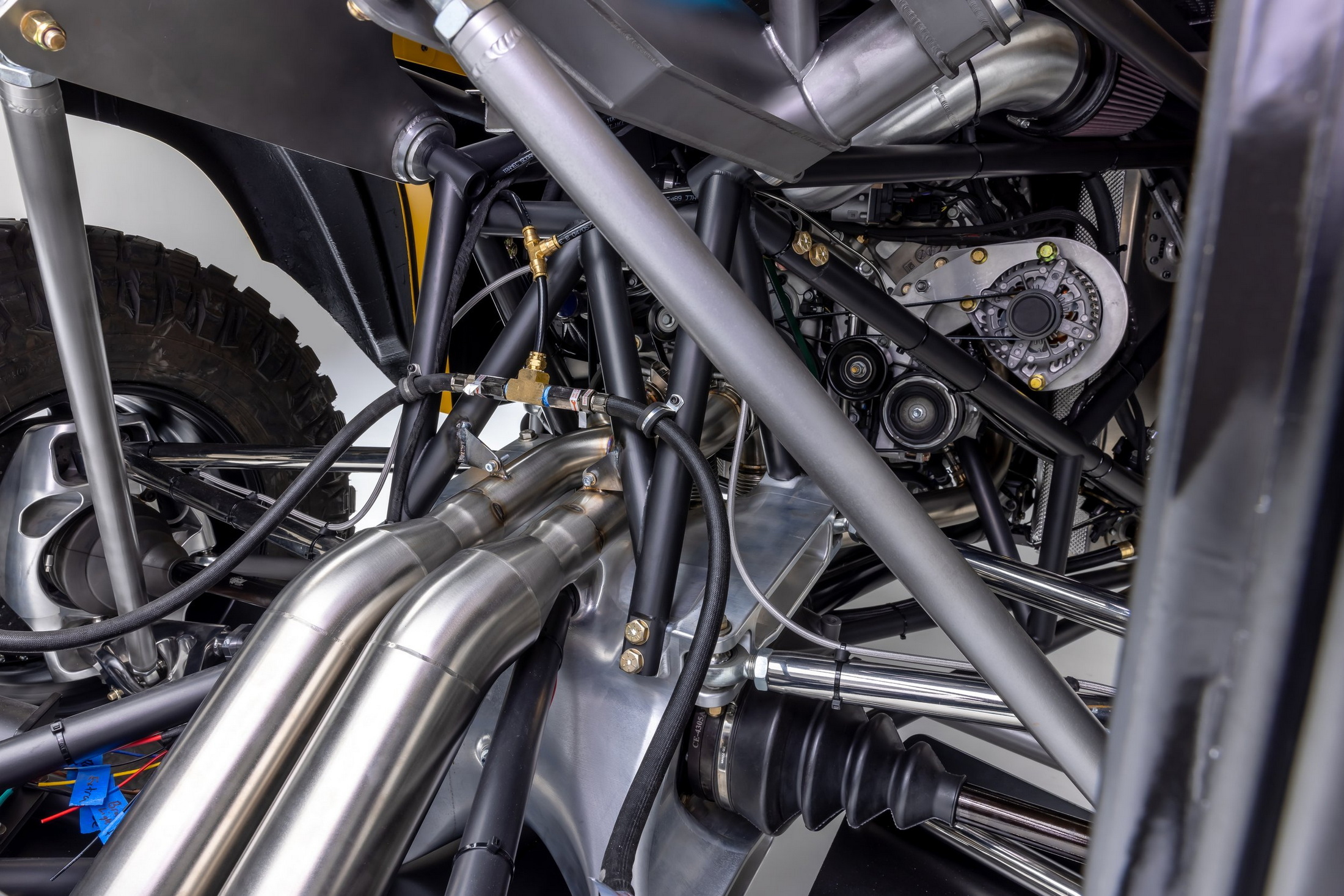 $1.5M Scarbo SV Rover Looks Like A Defender Gone Mad | Carscoops