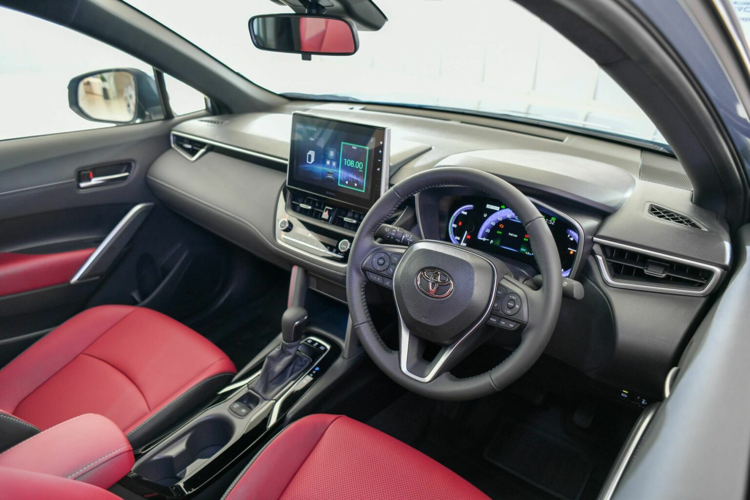 2024 Toyota Corolla Cross Facelift Debuts In Thailand With New Grille ...