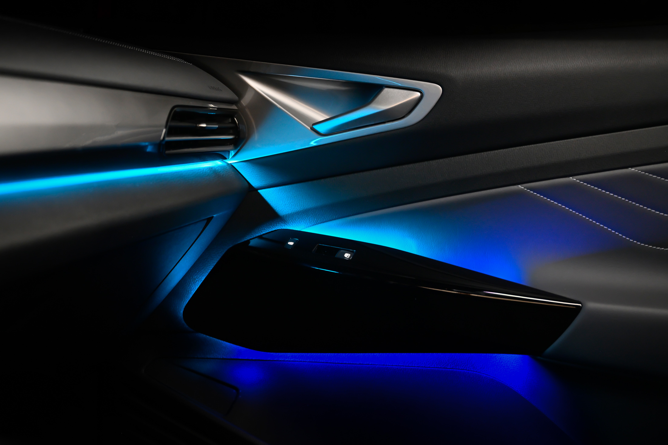 Upgraded 2024 VW ID.4 With More Power, More Screen And Full Tax Credits ...