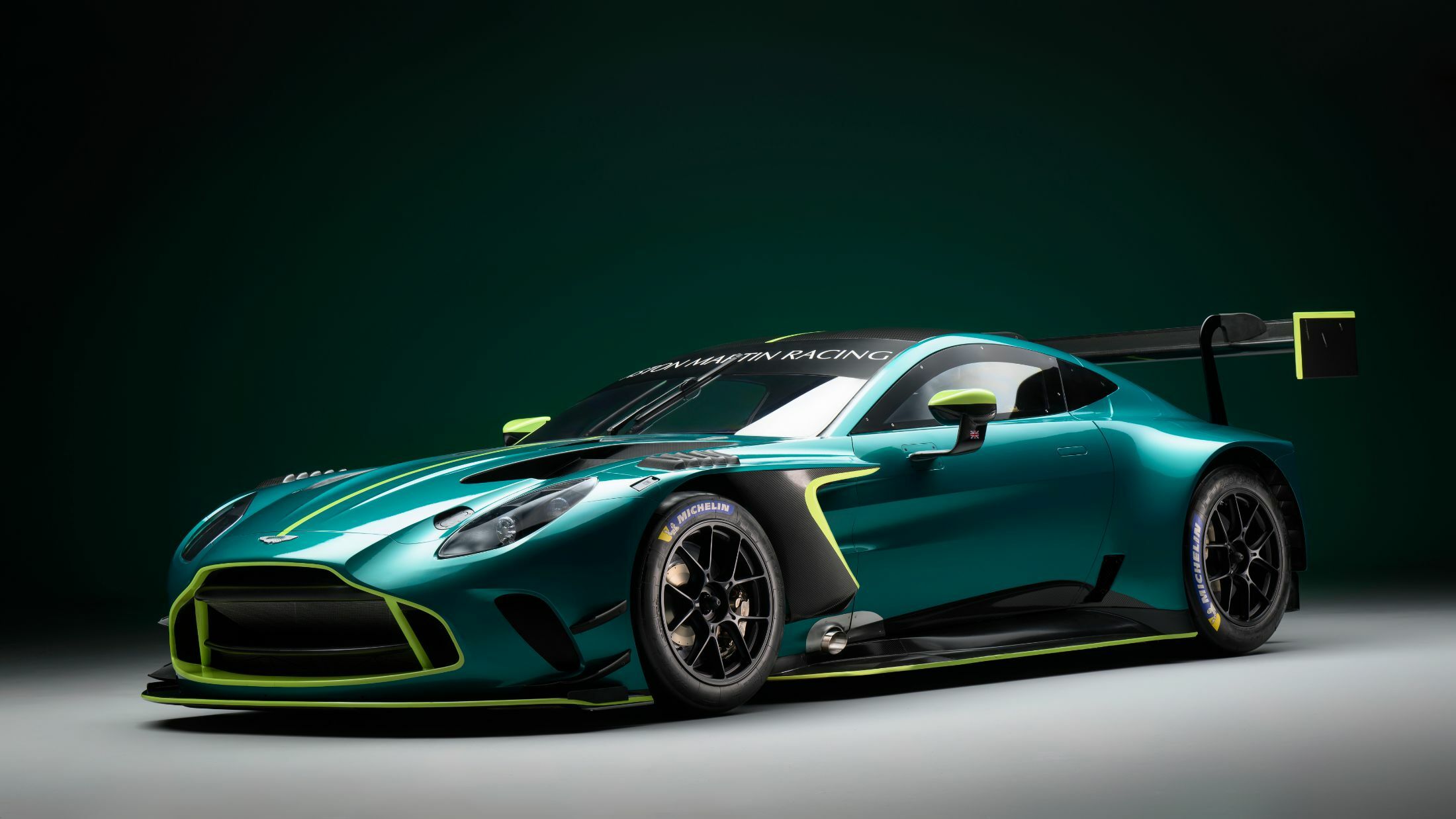 Aston Martin Unveils Sexy Vantage GT3 Racer Alongside AMR24 F1 Single-Seater | Carscoops
