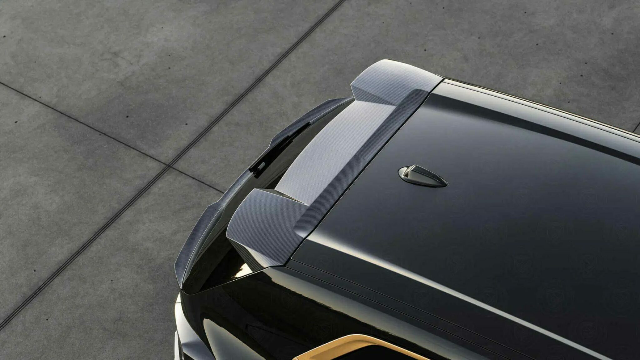 Manhart Joins BMW XM Tuning Wars With ‘Thor’ Bodykit | Carscoops