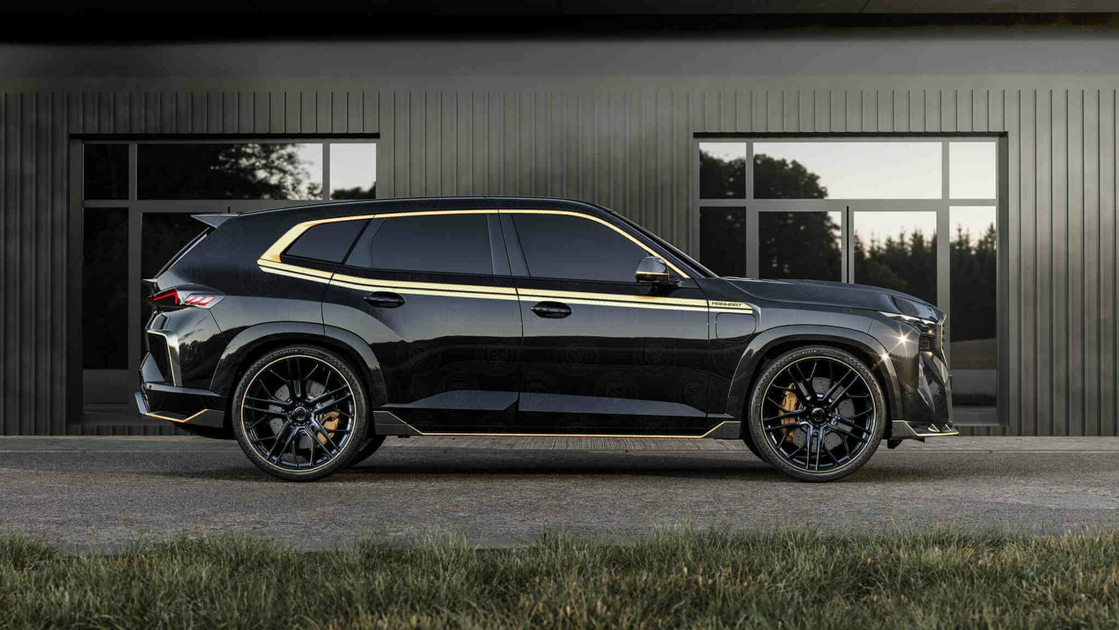 Manhart Joins BMW XM Tuning Wars With ‘Thor’ Bodykit | Carscoops