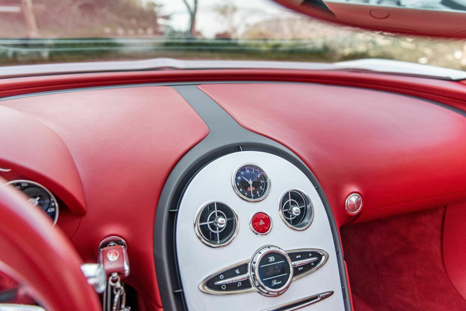 Celebrate The Year Of The Dragon With This Bespoke Bugatti Veyron Grand ...