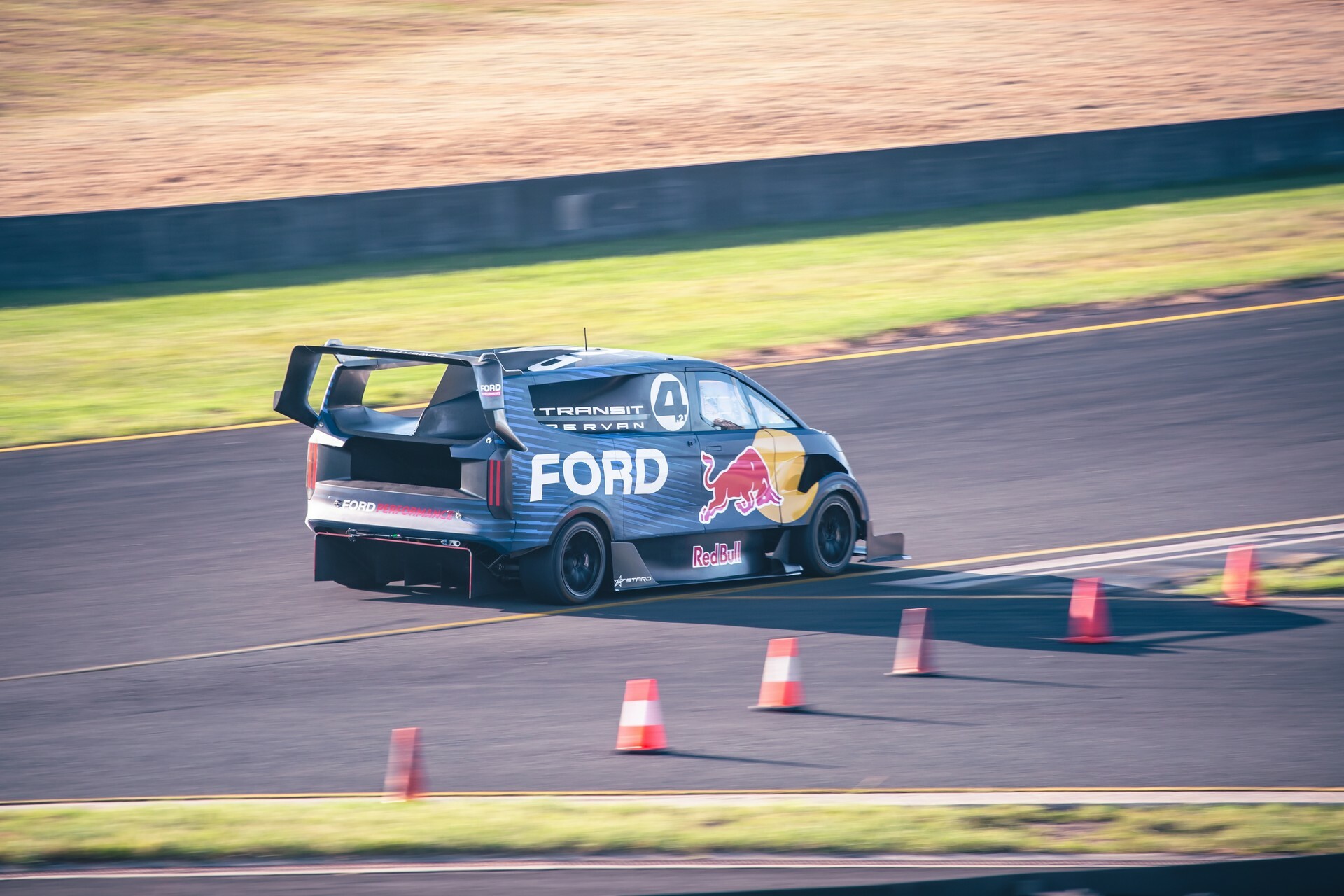 Ford’s Monstrous SuperVan 4.2 Is Heading To The Australian F1 Grand ...