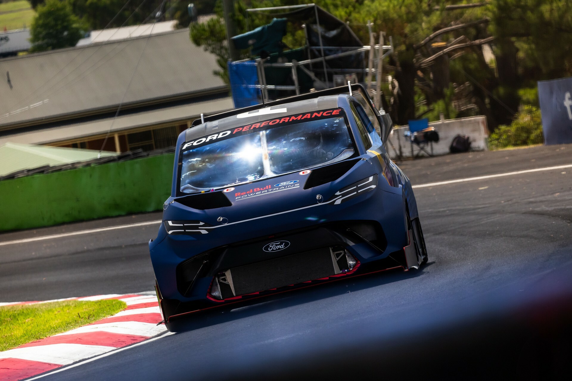 Watch Ford’s 1,400-HP SuperVan 4.2 Smoke A Lap Record Trailing Only F1 ...