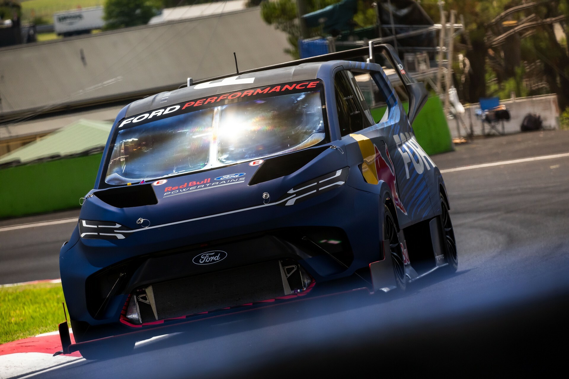 Watch Ford’s 1,400-HP SuperVan 4.2 Smoke A Lap Record Trailing Only F1 ...