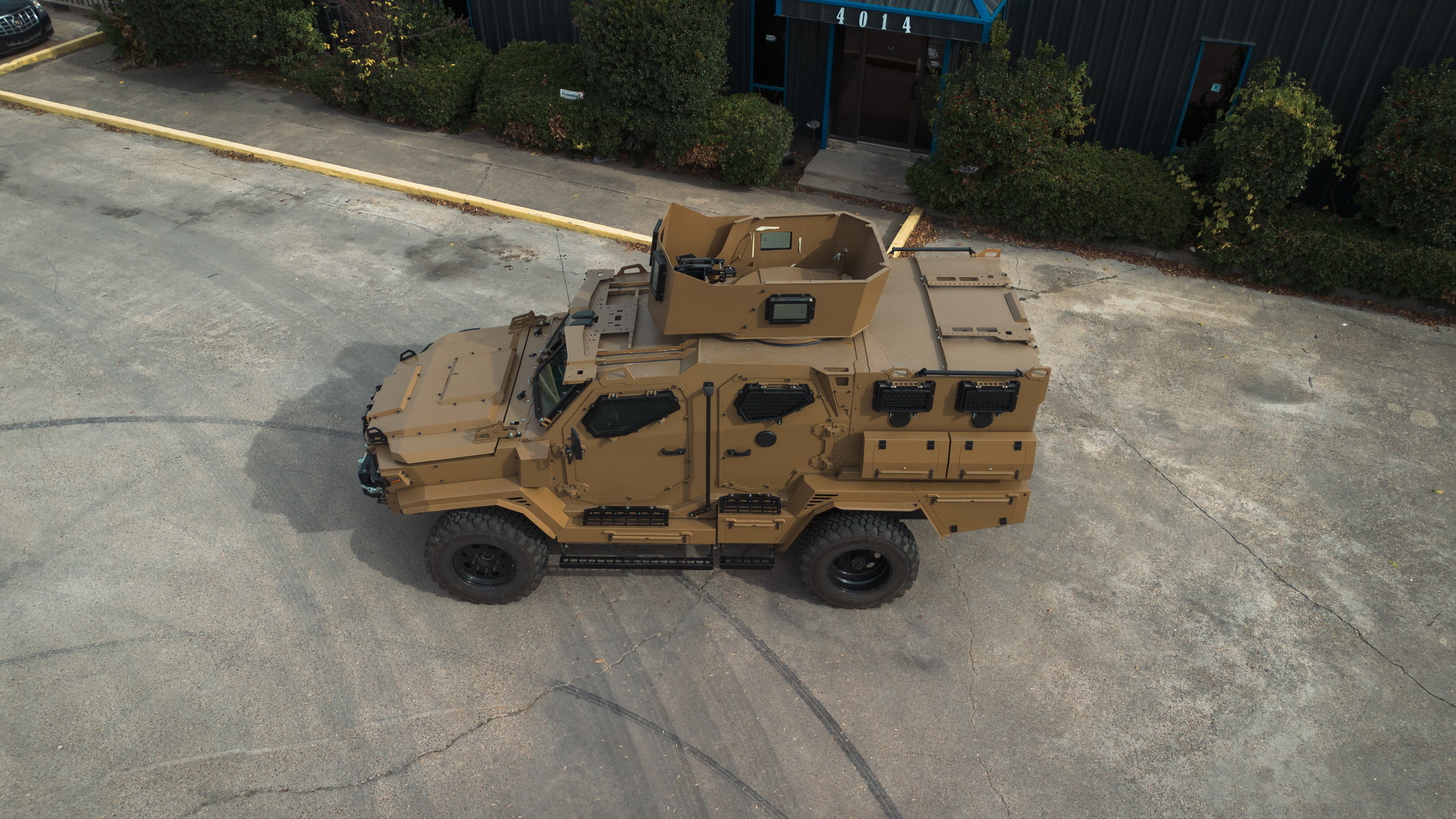 The Monstrous Atlas APC Is A $400k Ford-Based Military Truck For ...
