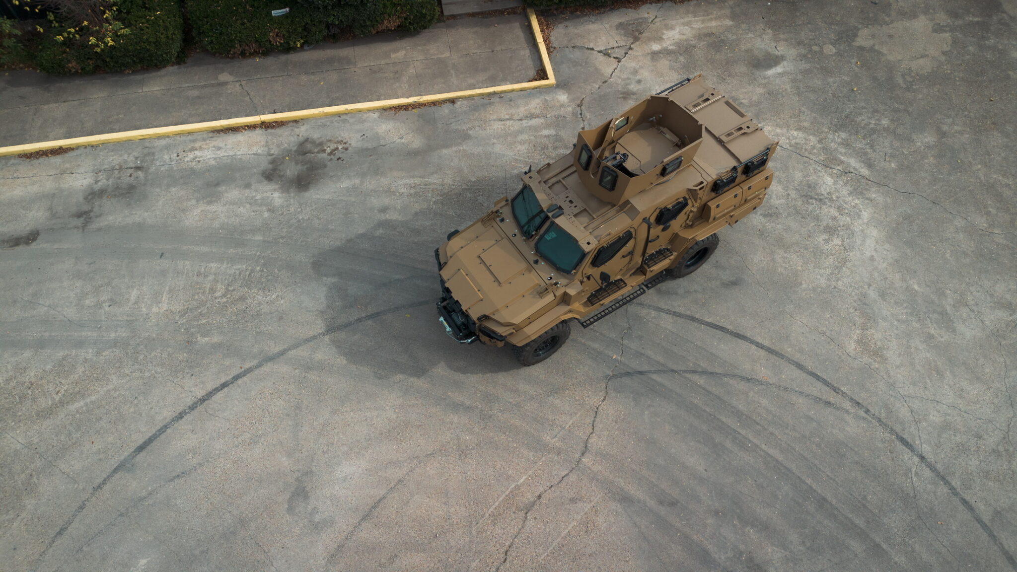 The Monstrous Atlas APC Is A $400k Ford-Based Military Truck For ...