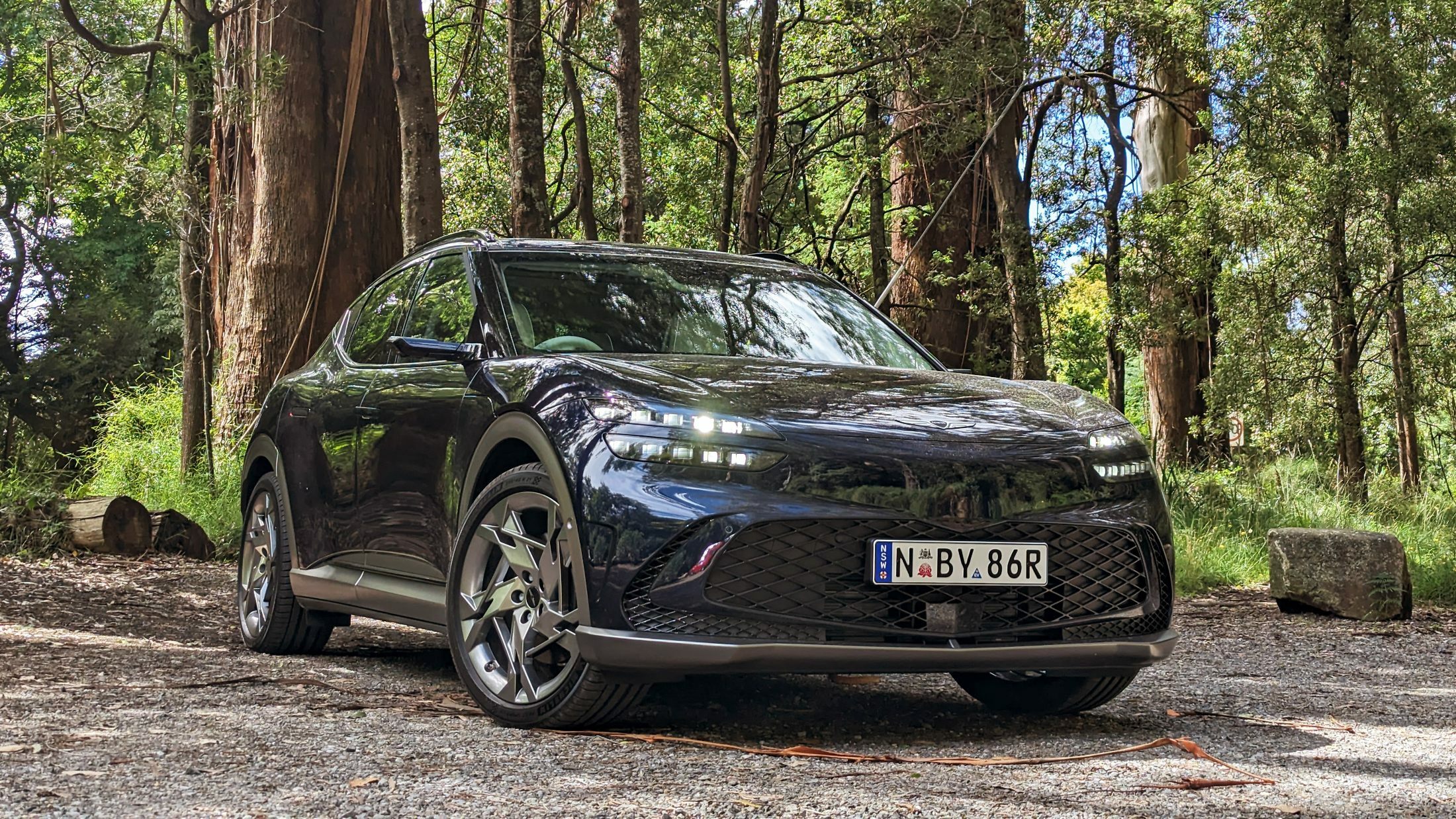Can This EV Park Better Than You? Genesis GV60’s Remote Parking Trick ...