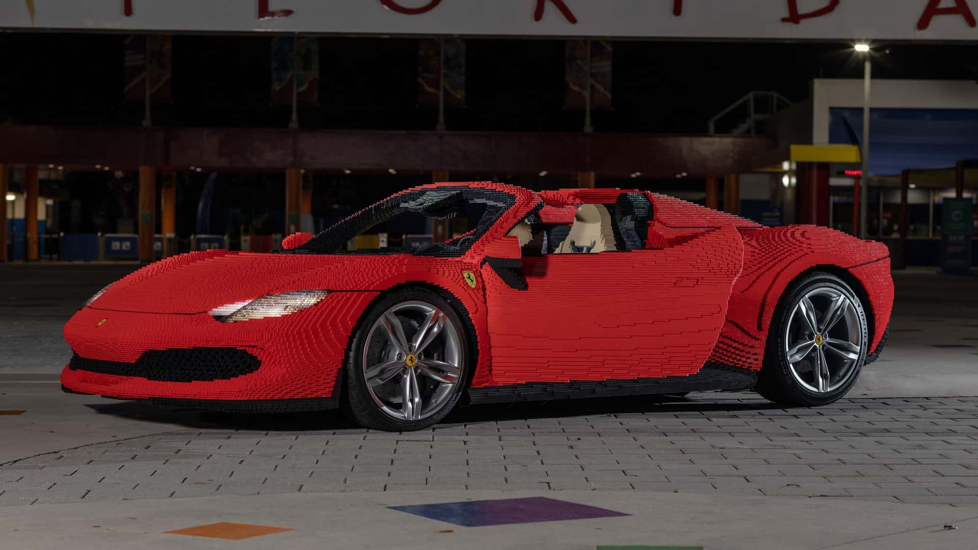 It Took Lego Builders Almost 2,000 Hours To Create This Life-Size ...