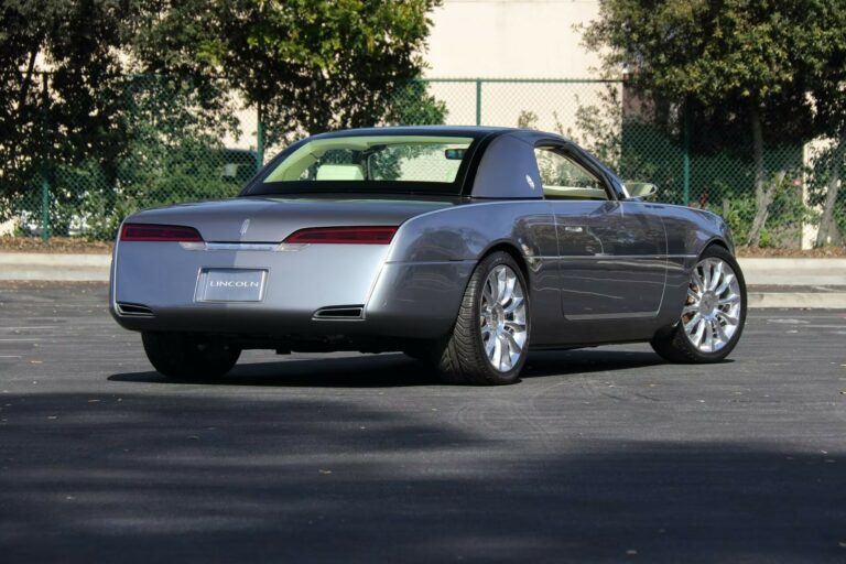 The Lincoln Mark X Concept Still Looks Amazing And It’s Going Back Up ...