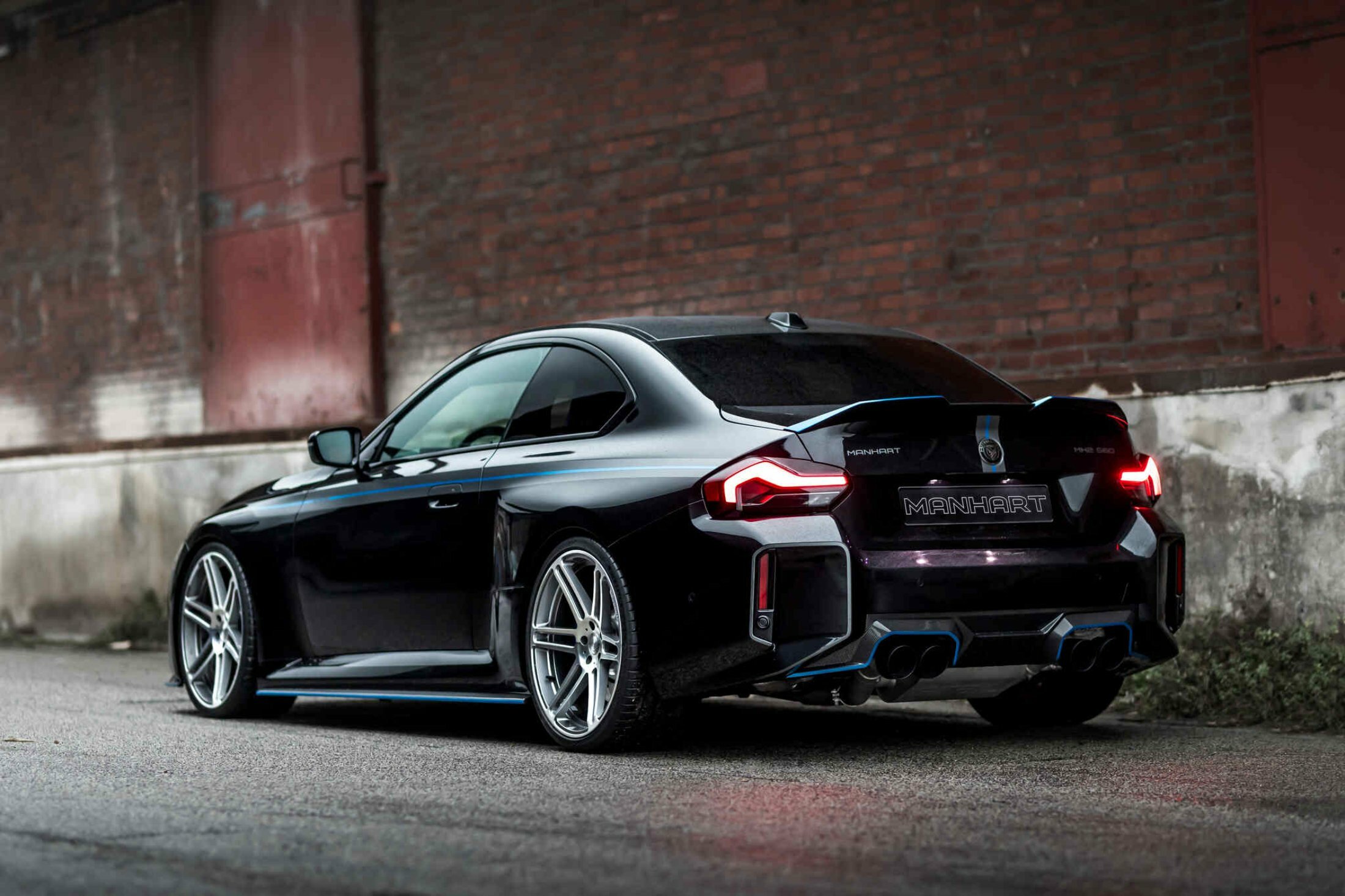 Manhart’s 552-HP BMW M2 Looks Sinister With Carbon Bits And 21-Inch ...