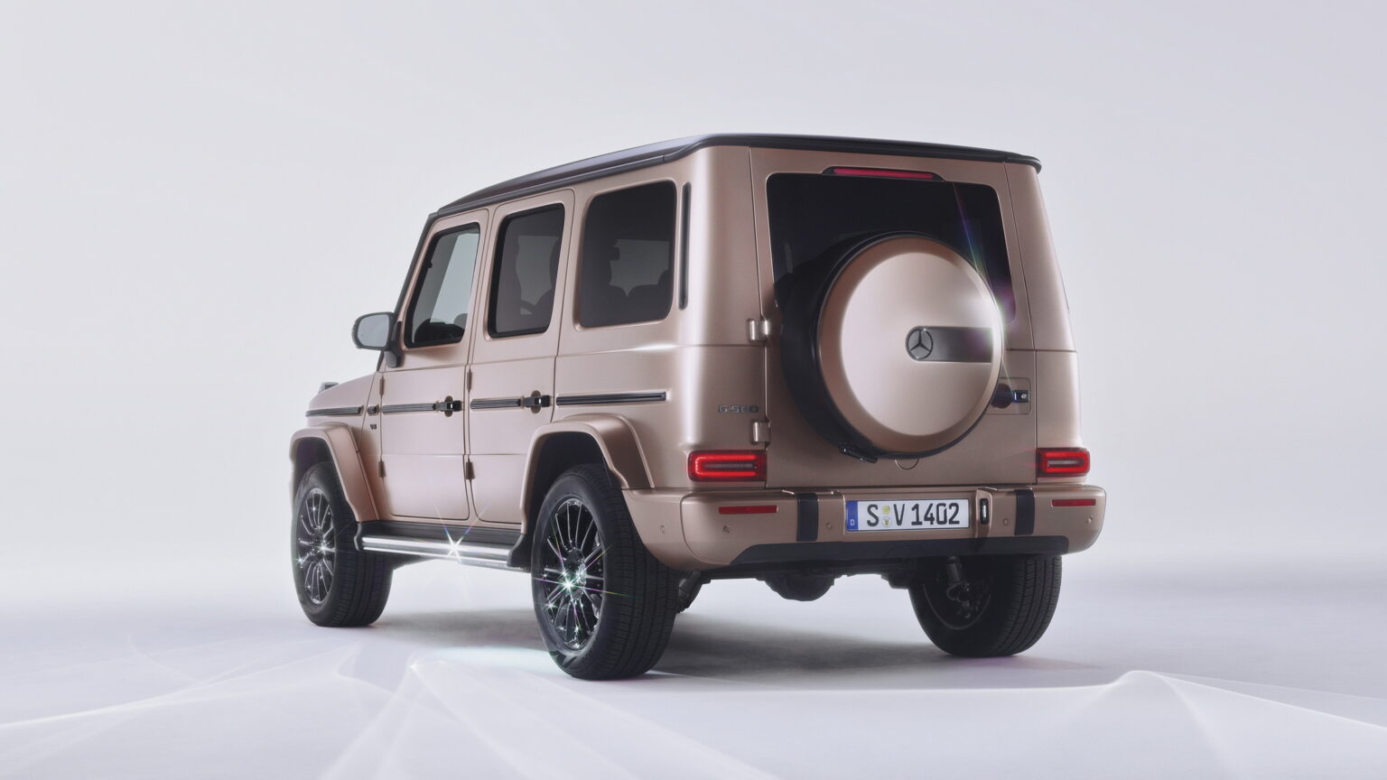 Mercedes Puts A Price On Valentine’s Love With Diamond-Clad G-Class ...
