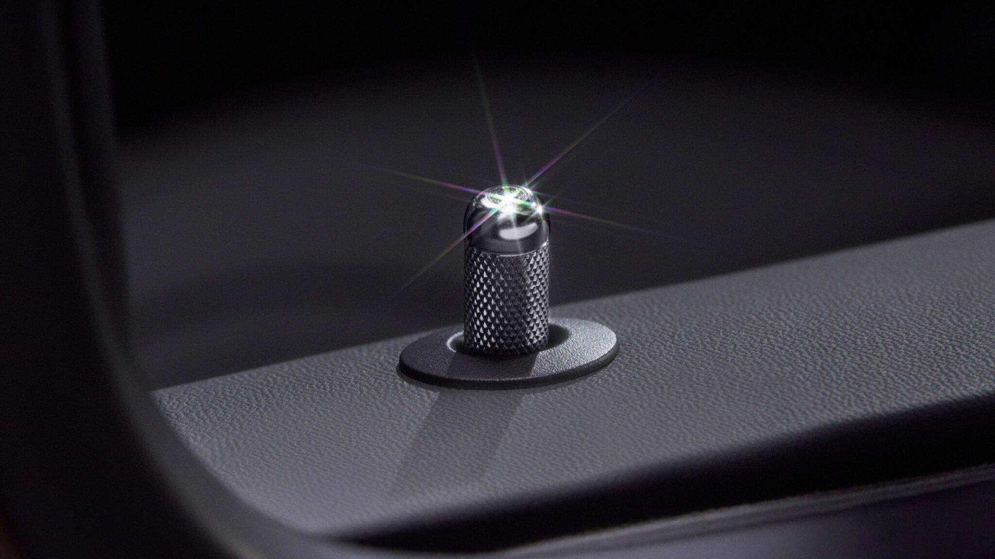 Mercedes Puts A Price On Valentine’s Love With Diamond-Clad G-Class ...