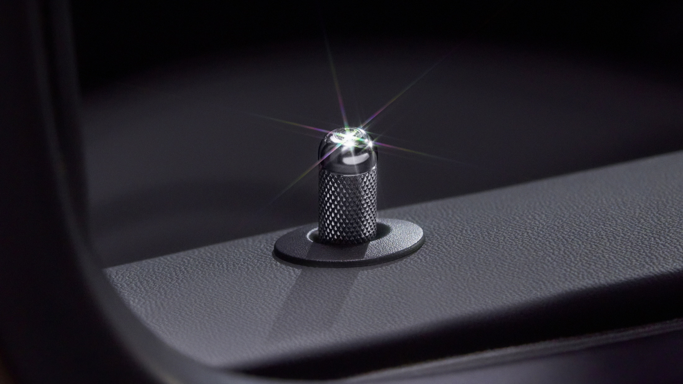 Mercedes Puts A Price On Valentine’s Love With Diamond-Clad G-Class ...