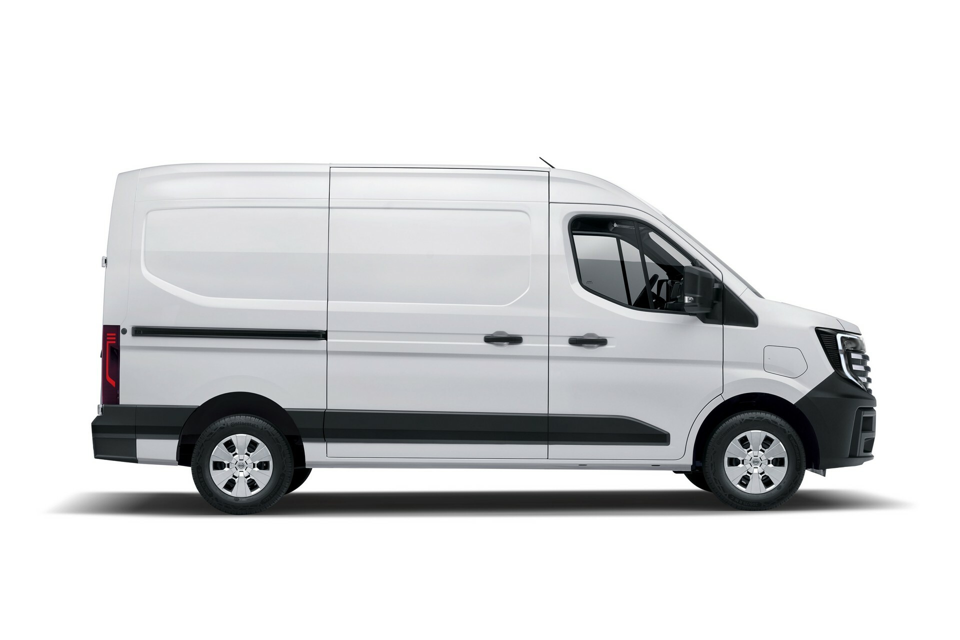 New Nissan Interstar Combines Bolder Styling With Diesel And Electric ...