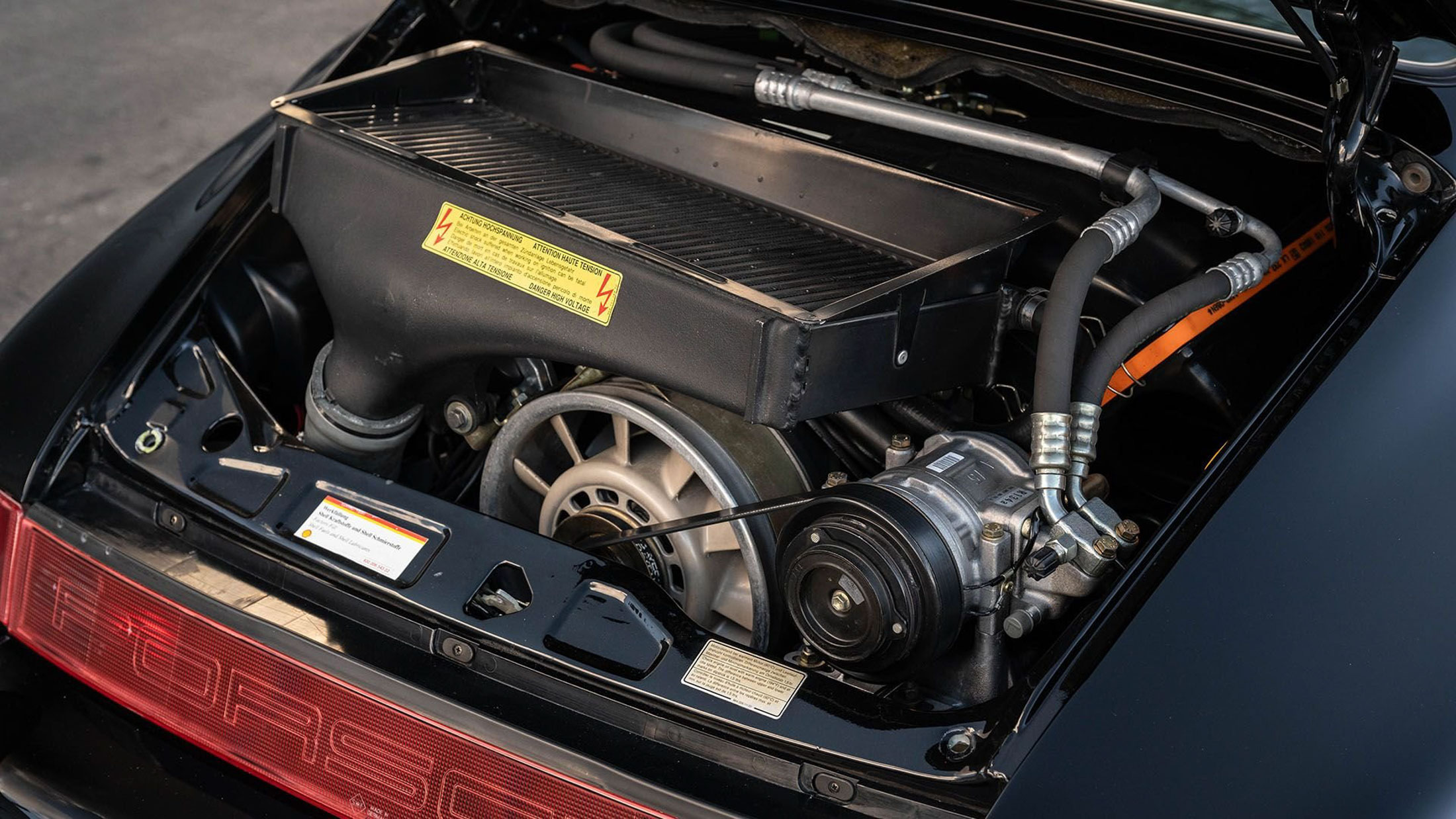 Porsche 964 Turbo S With Comfort Seats Is A Sledgehammer With A Soft ...