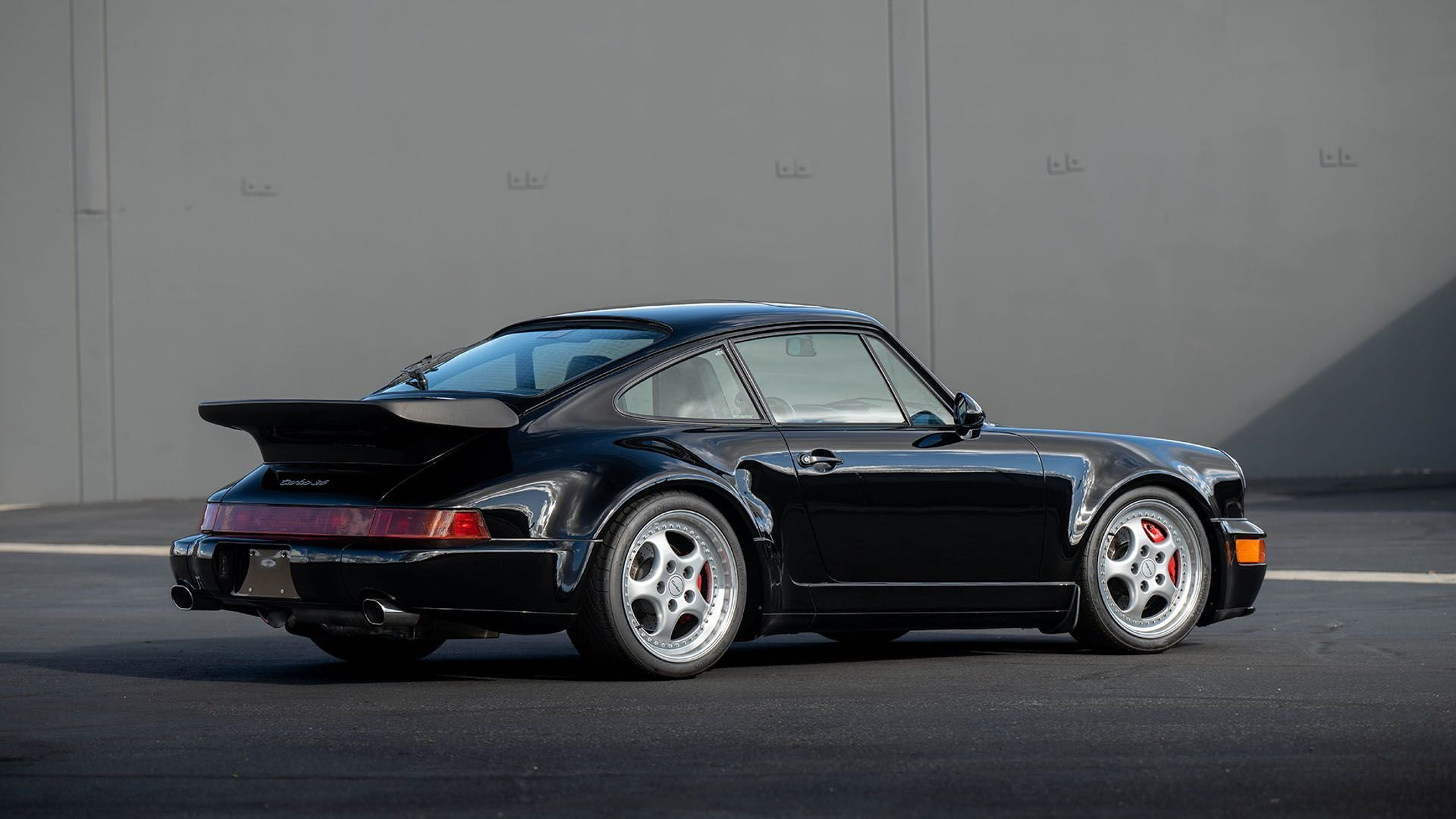Porsche 964 Turbo S With Comfort Seats Is A Sledgehammer With A Soft ...