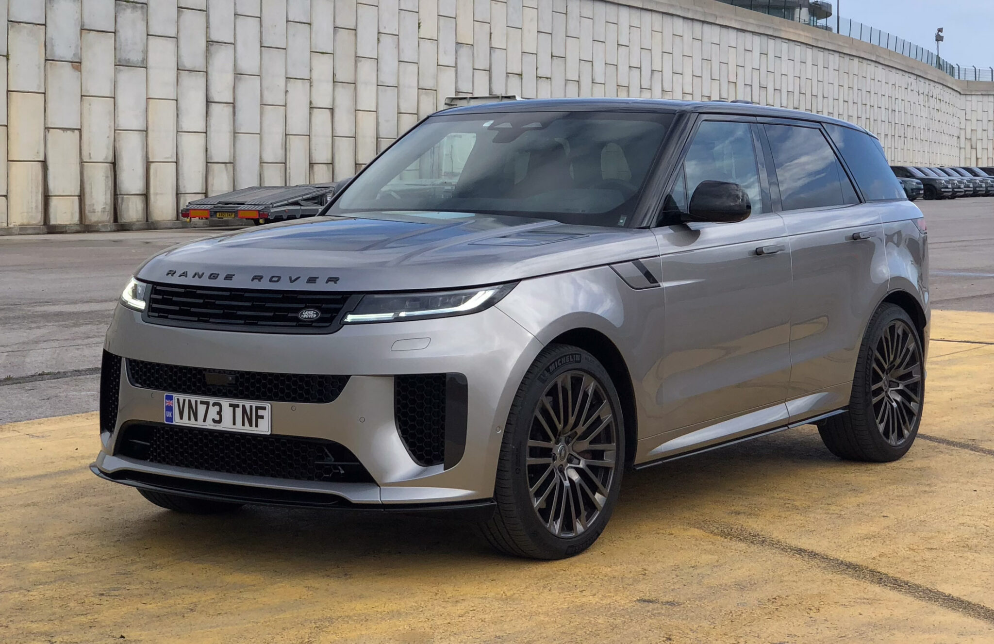 Review: New Range Rover Sport SV With BMW M Power Should Have Aston’s ...