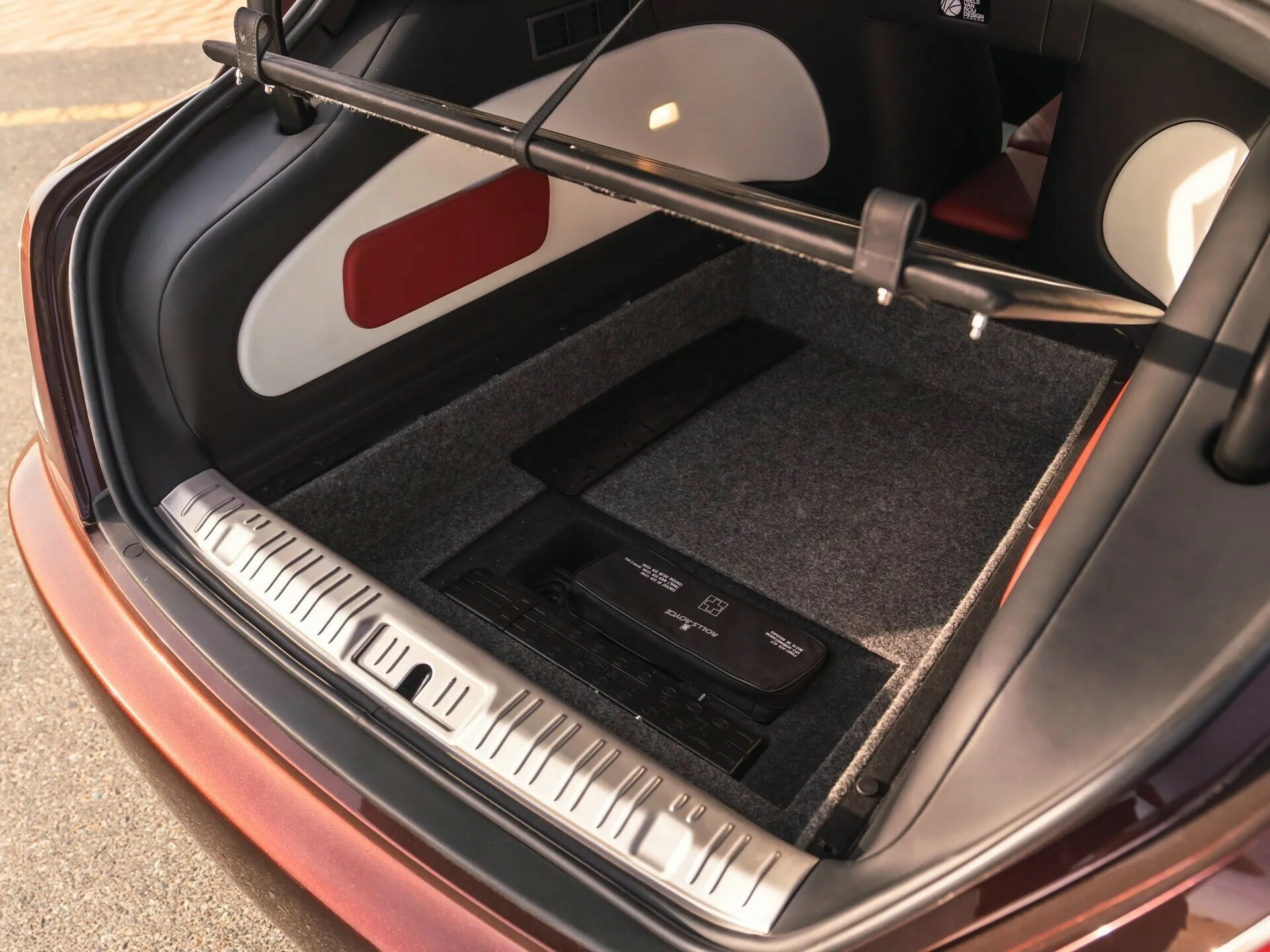 One-Off Rolls-Royce Silver Spectre Shooting Brake Going Up For Auction ...