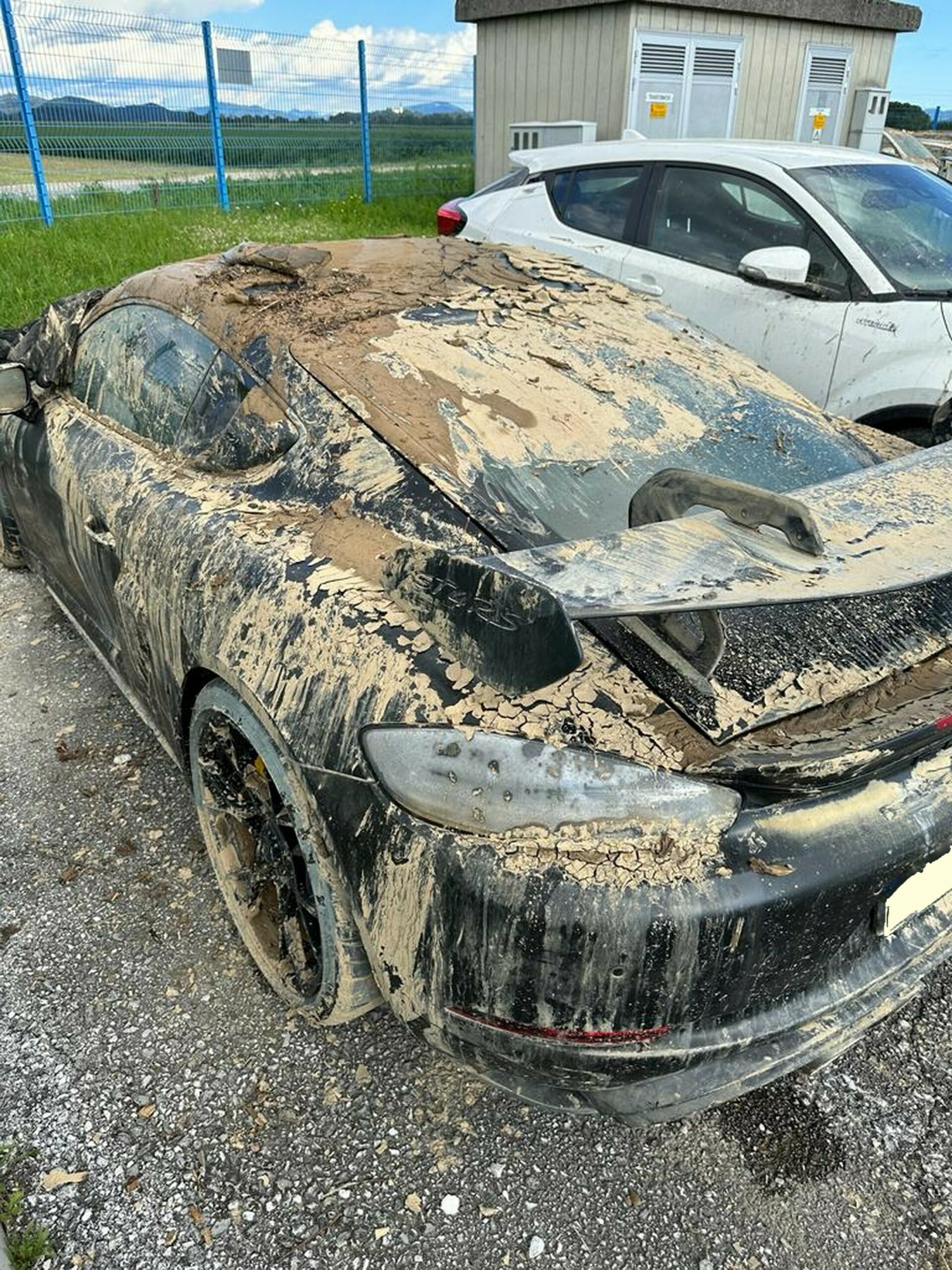 Project Seacret: Resurrecting A Submerged 471-Mile Porsche Cayman GT4 ...